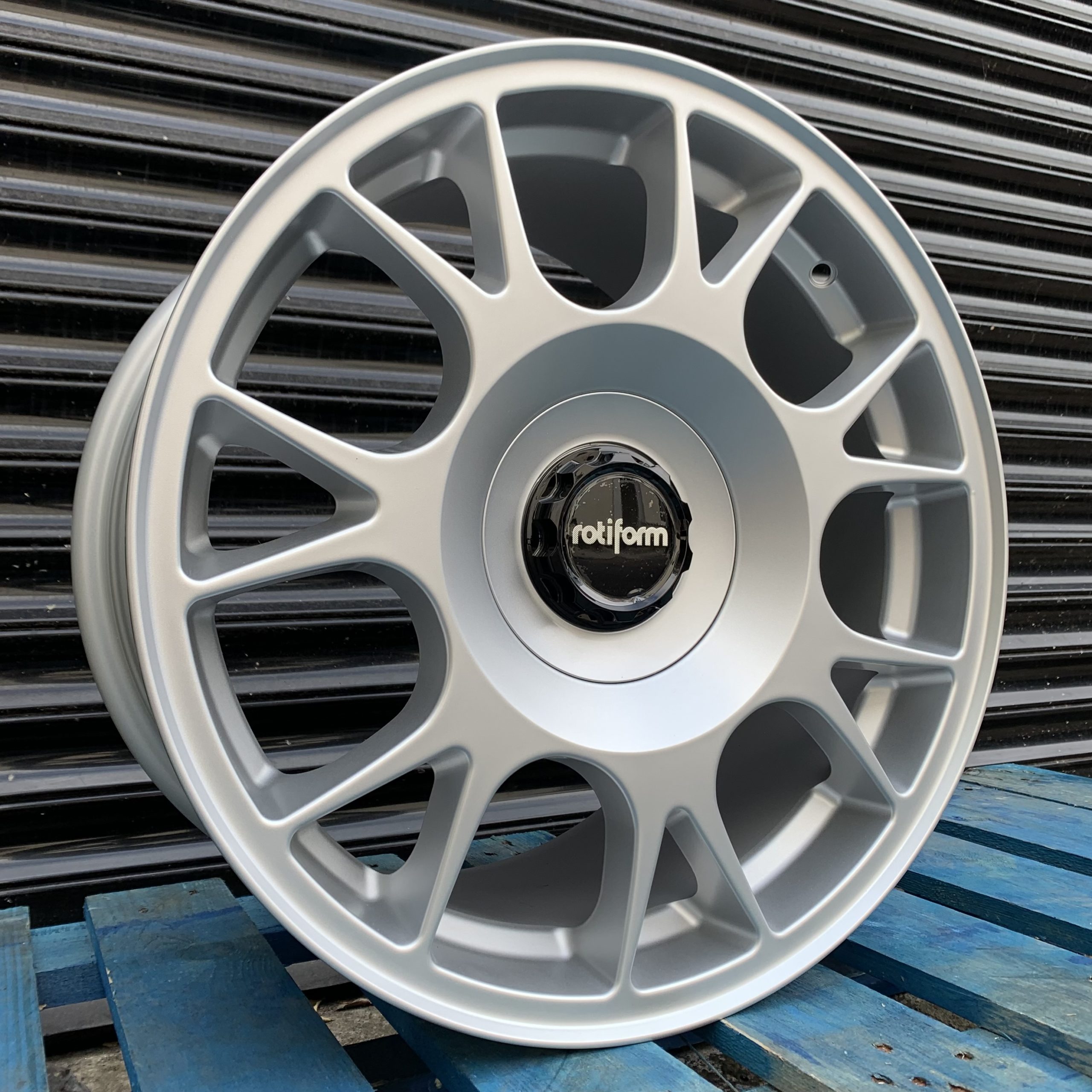 19" Rotiform TUF-R silver 5x112 - -WHEELFIT-