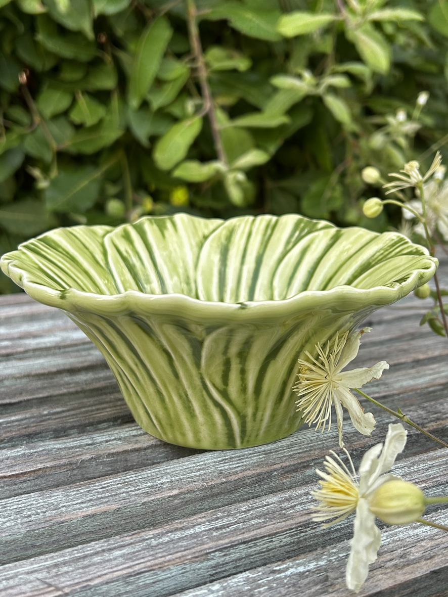 Vita Ranunkler - Skål - Rosenskära