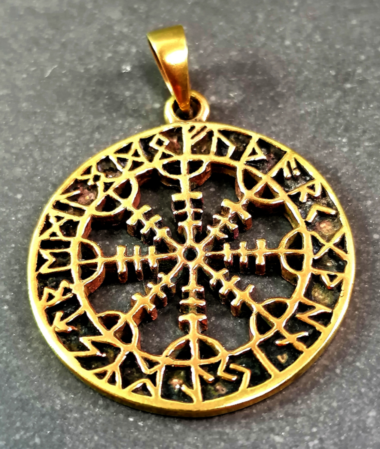 Stengarden.com - Aegishjalmur / Helm of Awe (ægishjálmr) Runor - Hänge ...