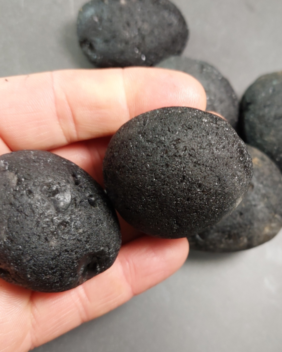 Stengarden.com - Trumlad Tektit från Mongoliet