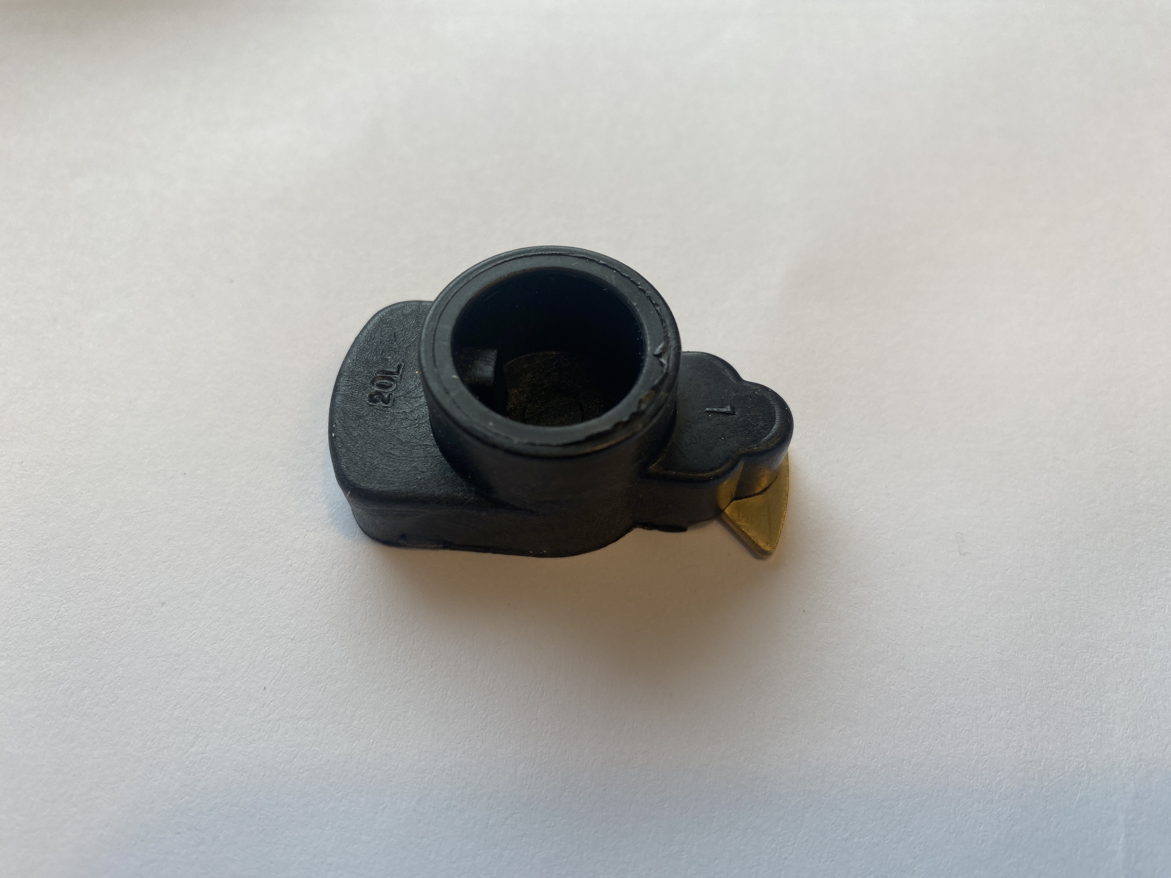 Distributor rotor arm - LUCAS - Retrospeed Finland - Classic car parts ...