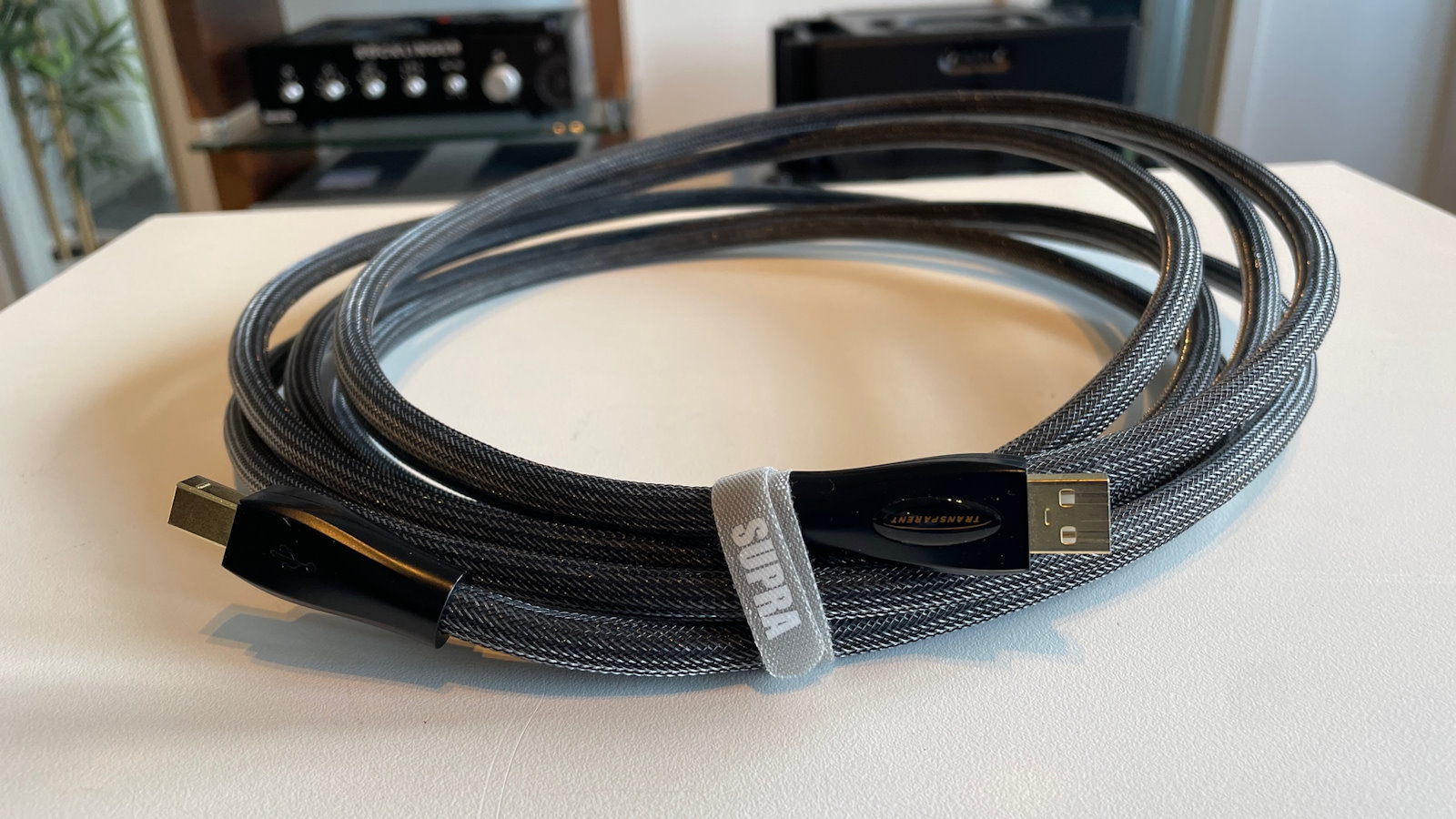 Transparent Premium USB - 450 cm lång USB kabel - Akkelis Audio