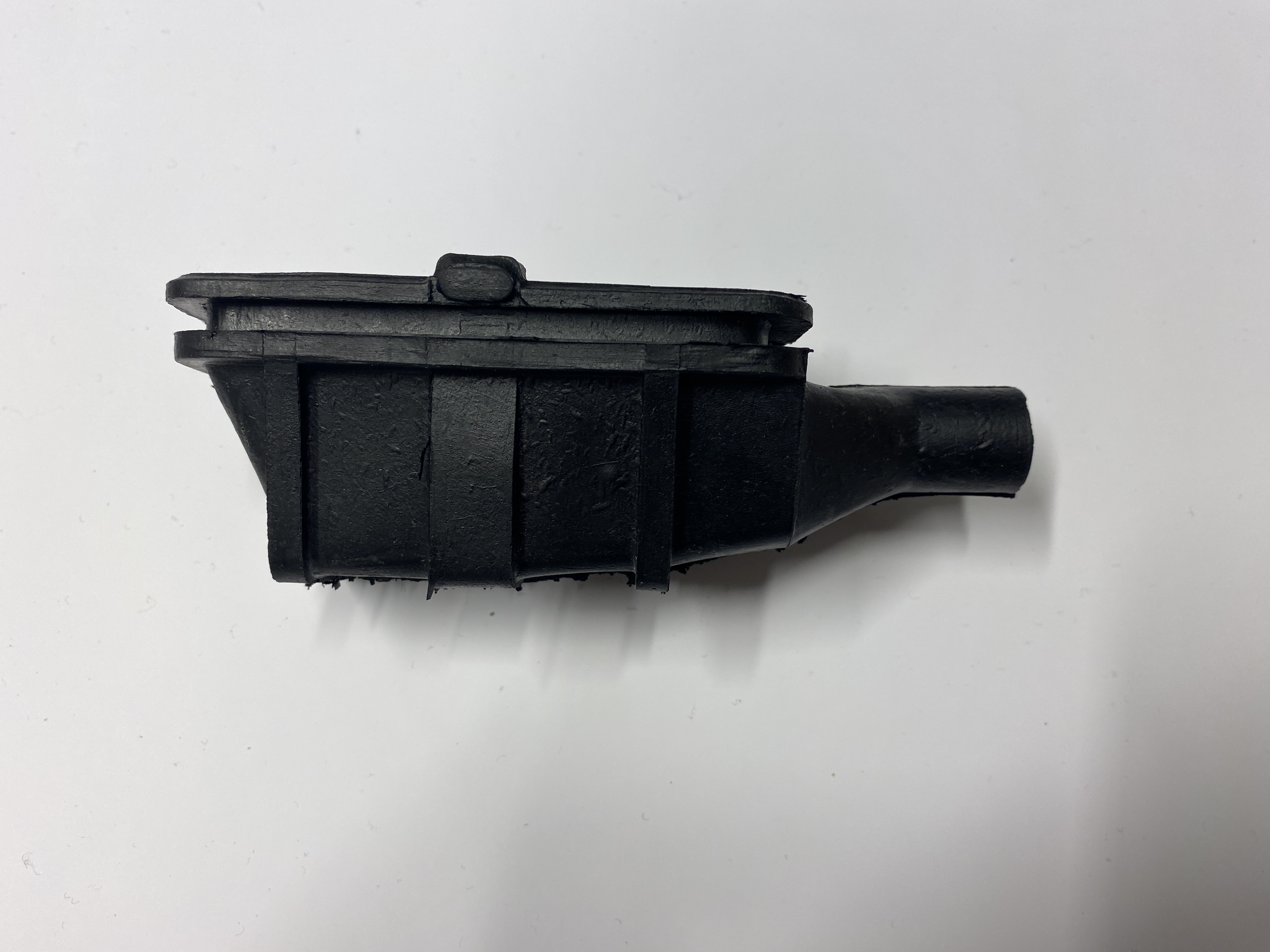 Clutch lever boot - Capri/Cortina/Escort/Granada/Scorpio/Sierra/Taunus ...