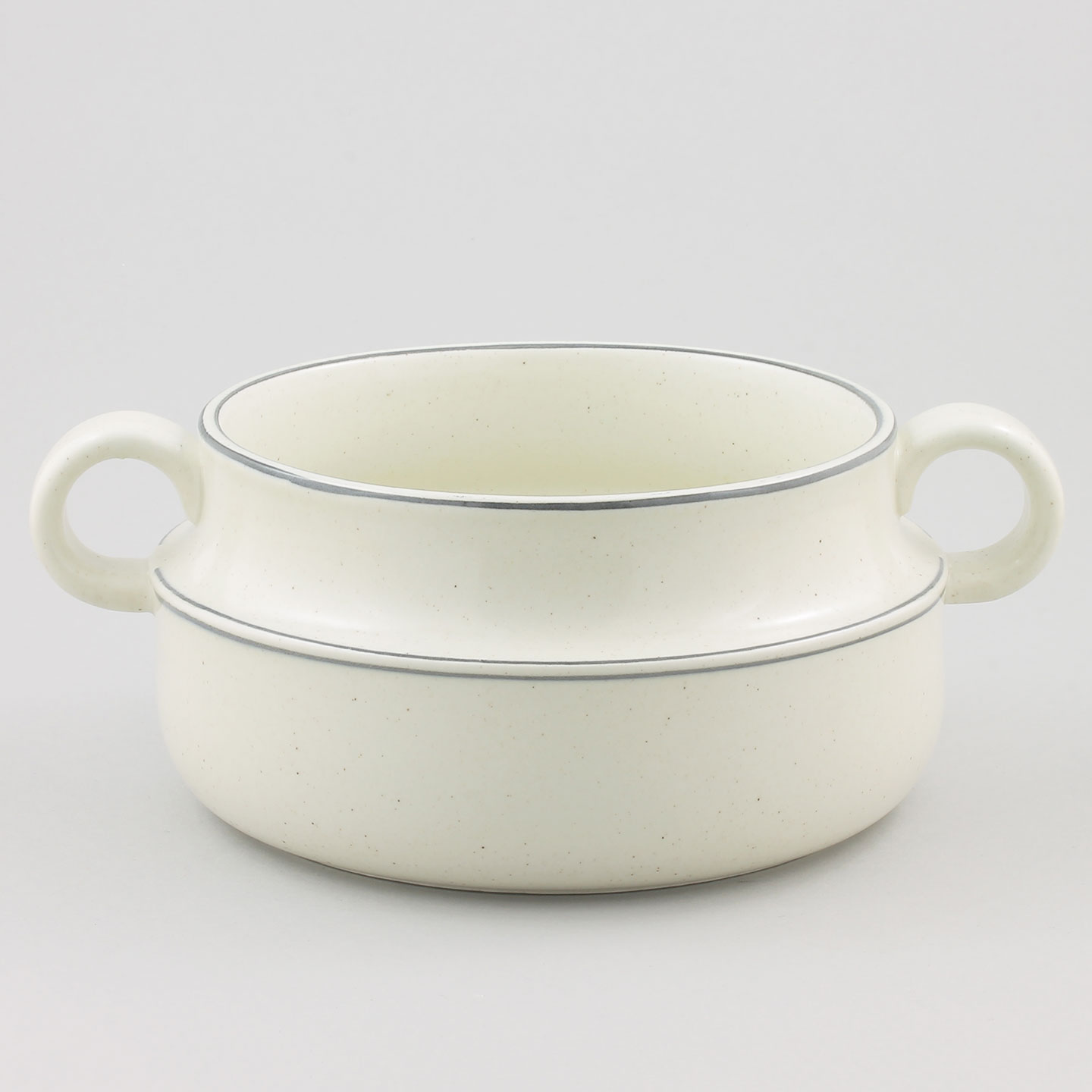Stig Lindberg (Birka 1973) White Rounded Pot with Linear Decor 24 cm