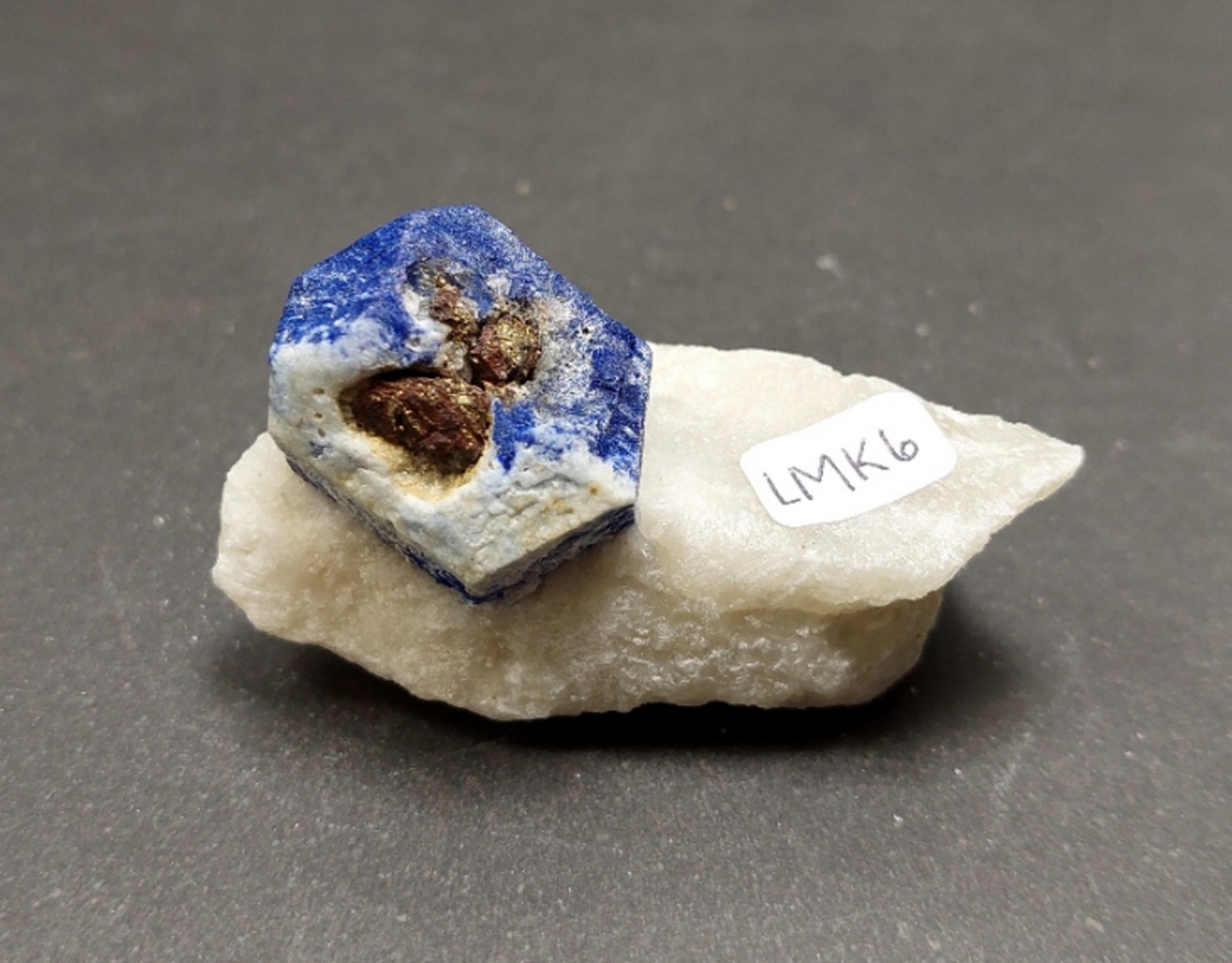 Stengarden.com - Lazurit i Matrix - LMK6