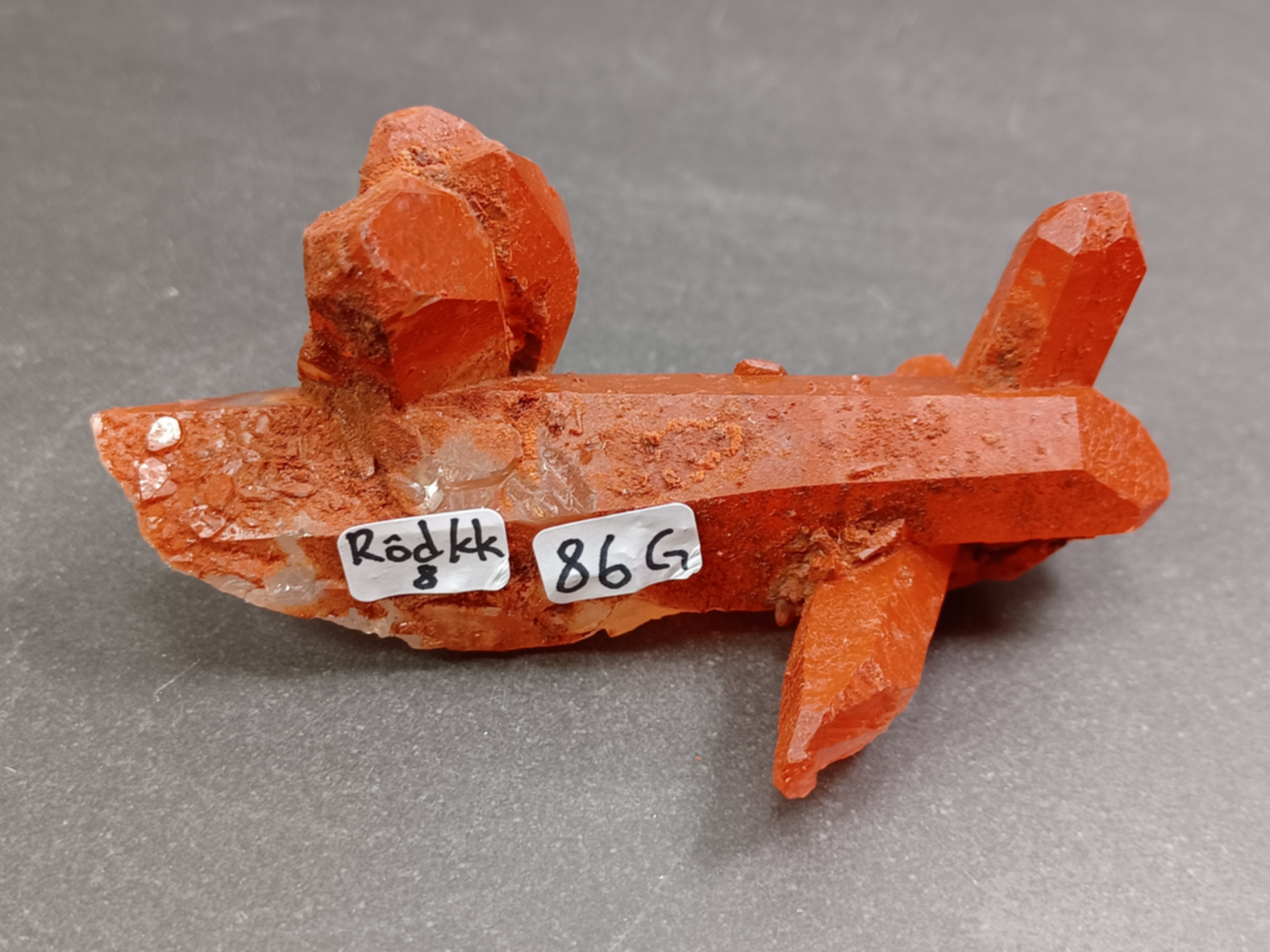 Stengarden.com - Rödkvarts Kluster - RÖDKKX8