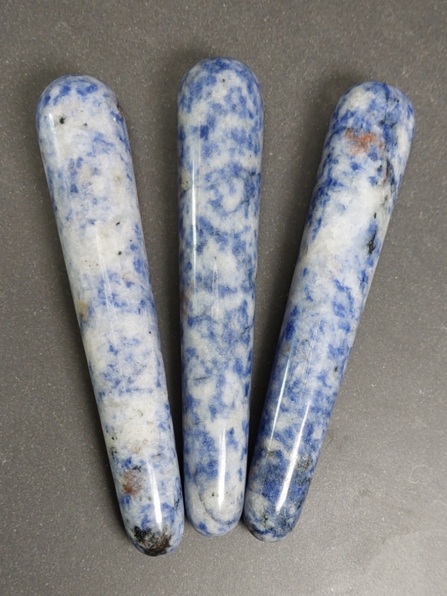 Stengarden.com - Massage Stav - Dumortierit