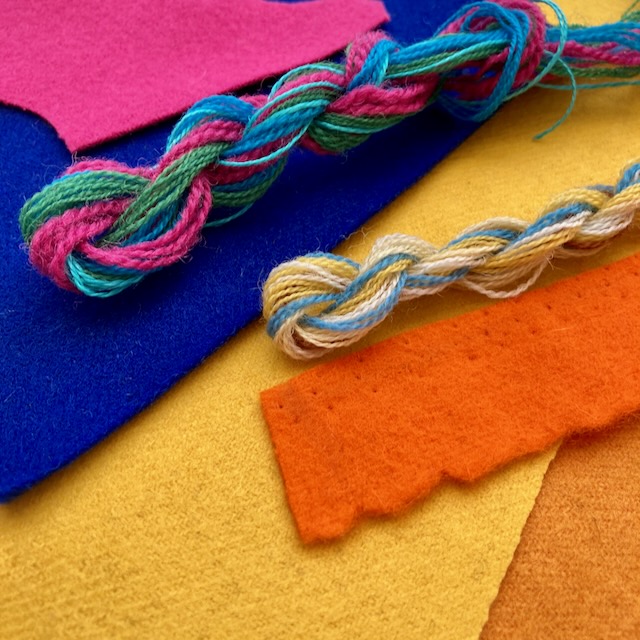 Wool Embroidery mini kit 26A - Tulips and Roses