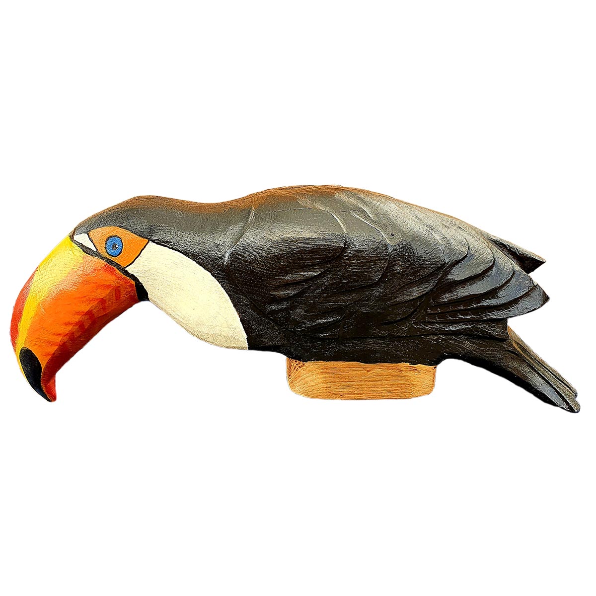 Træskulptur Liggende tukan - Danske Naturlegepladser