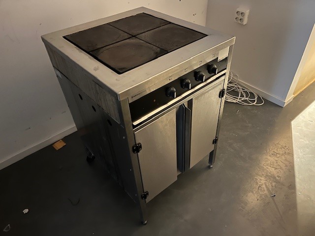Spis med underskåp - Elektrotermo - Bravida Sverige AB/HNA Storköksservice