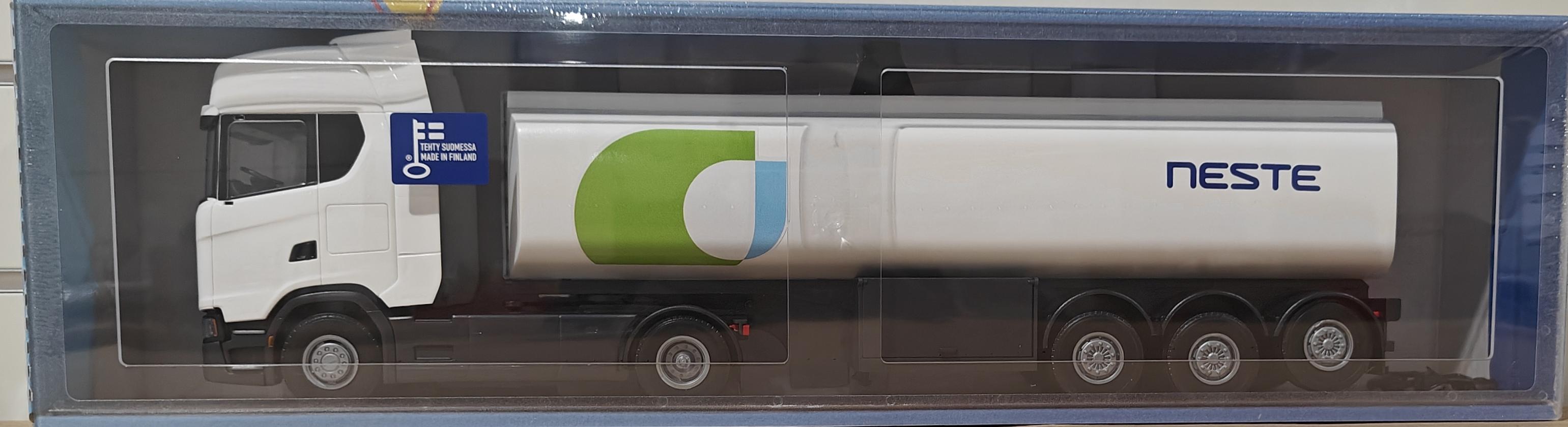 Emek Scania CS 53 cm Neste truck with trailer - Robbis Hobby Shop