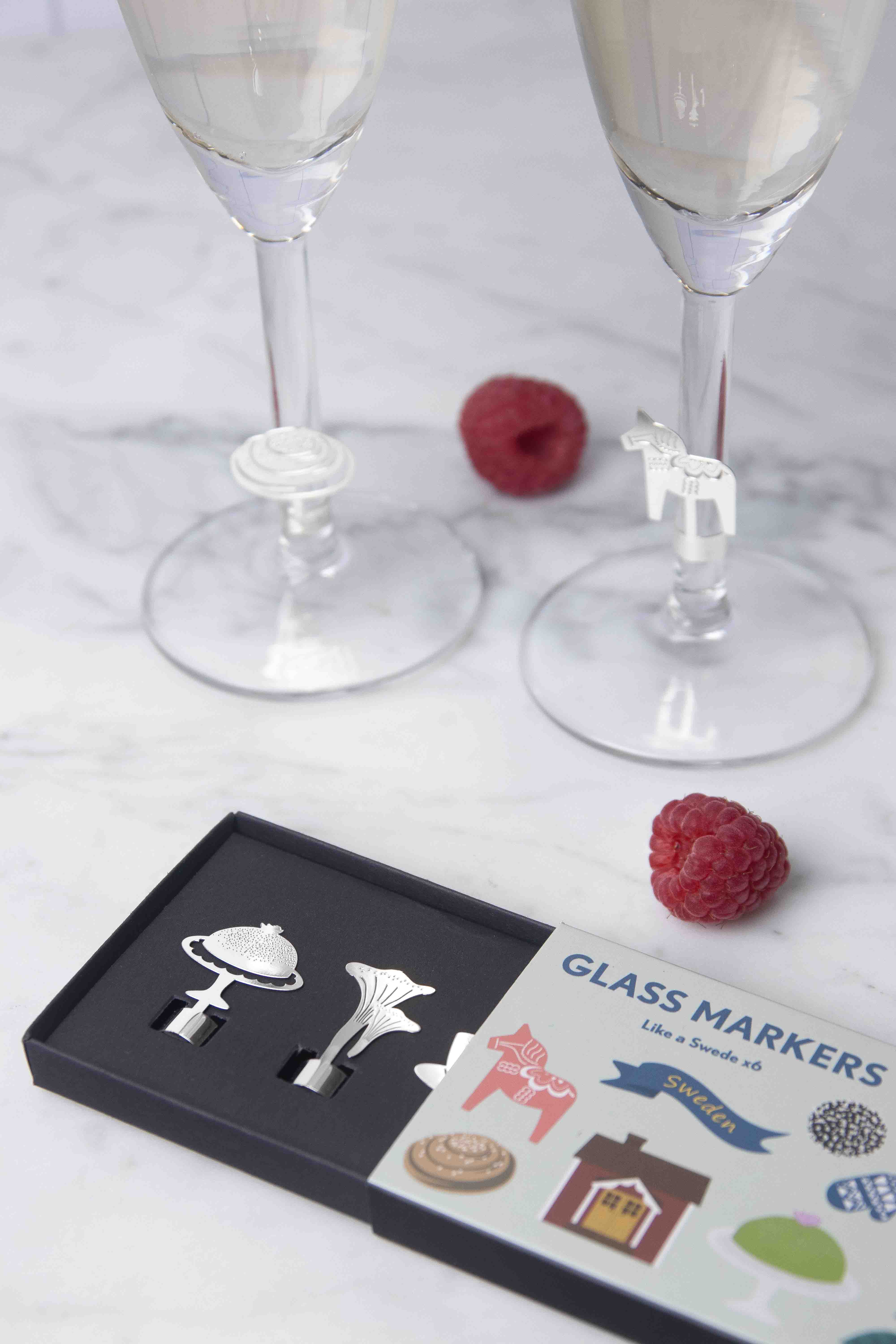 GLASS MARKERS LIKE A SWEDE - Pluto Design Private customer