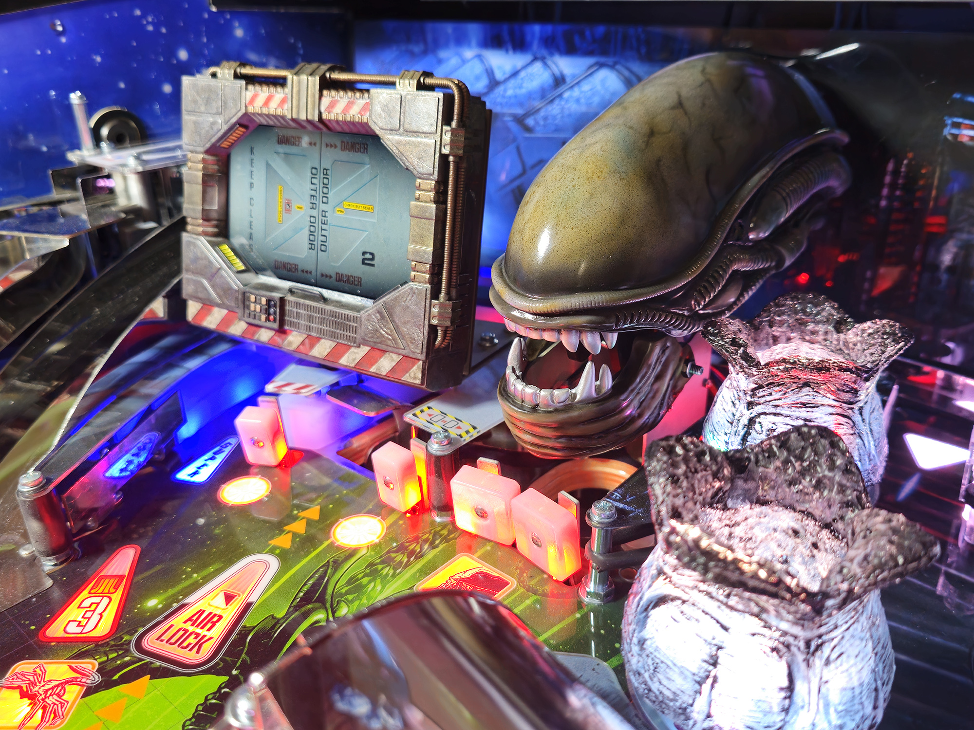 Hand Painted Xenomorph Sculpt - Free Play