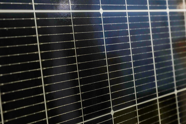 Trina Solar Vertex S+ N-Typ TOPCon 435 Wp Glas Glas Schwarz Weiß - 24 ... Trina Solar Vertex S+ N-Typ TOPCon 435 Wp Glas Glas Schwarz Weiß - 24 ...