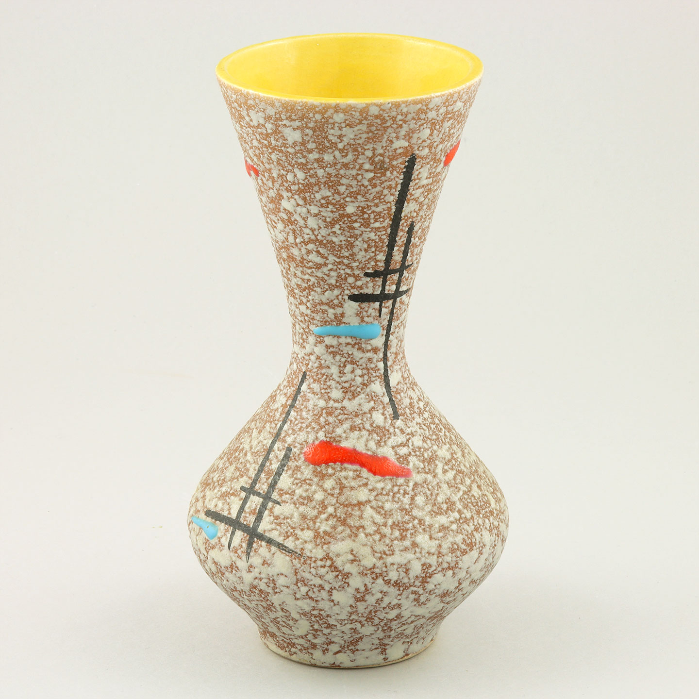 Heinz Siery (1950s) Orange/White Vase with Modern Decor 19 cm