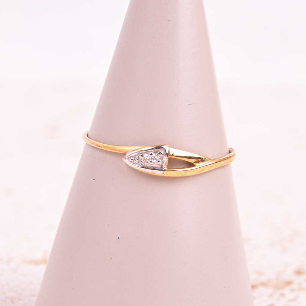 Guldring 18k med 0,01ct diamanter, Vintage - Bohlins Guld