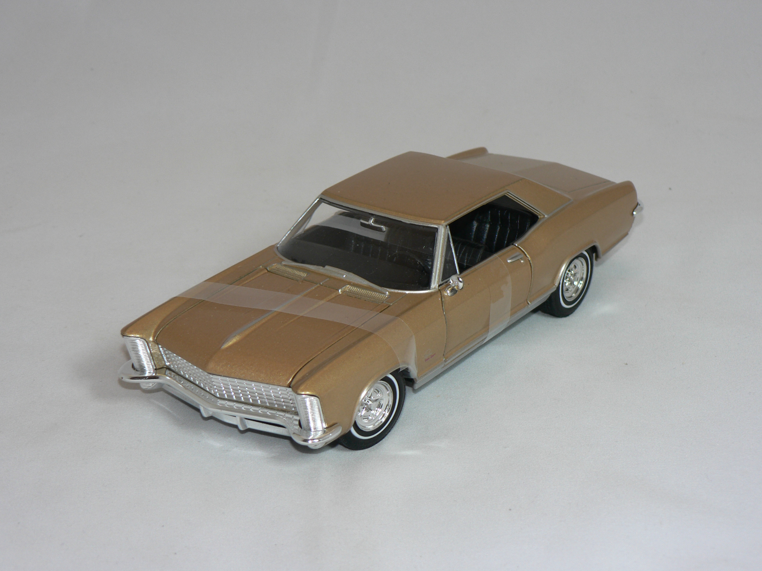 GL Modellbilar AB - Buick Riviera Grand Sport -1965 1:24 Welly
