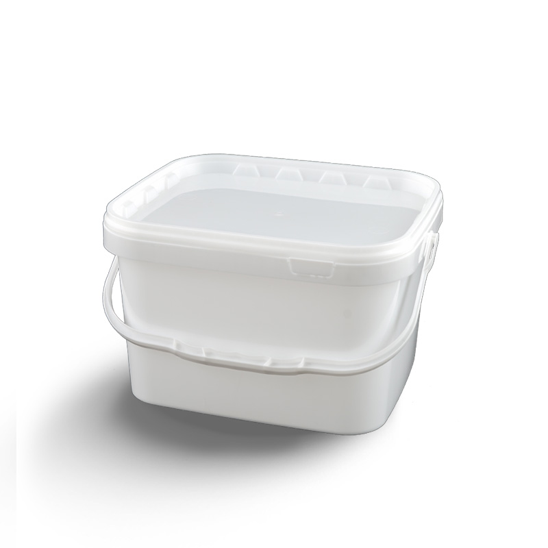 Hink vit 8,3 Liter Kvadratisk med plasthandtag - SNAP PACK