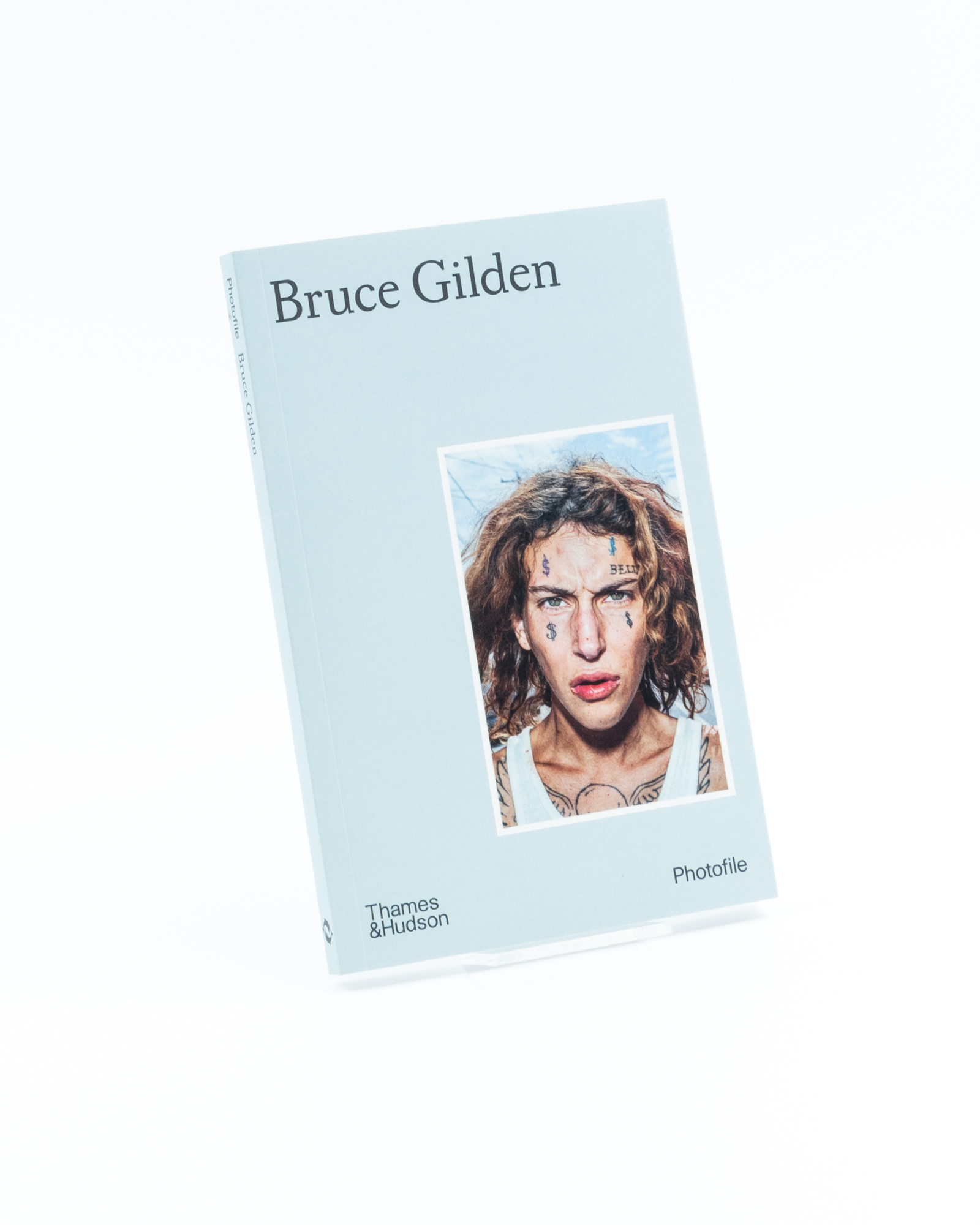 Bruce Gilden, Photofile - Göteborgs konstmuseum webbutiken