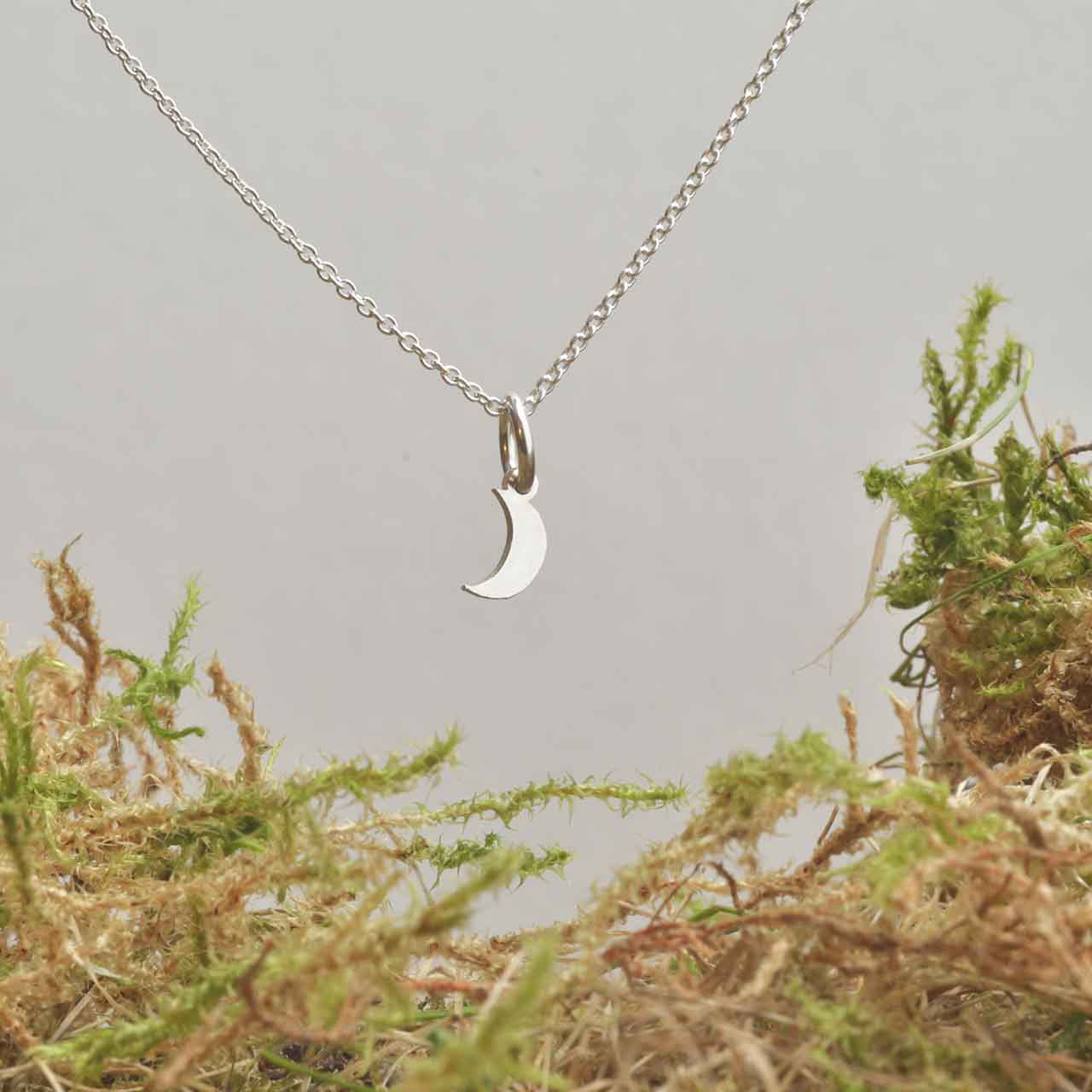 MOON MINI PENDANT - Feministsmith