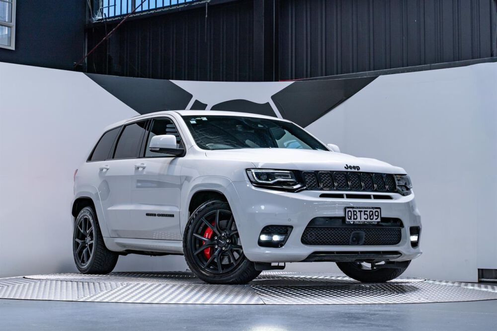 Body Kit Trackhawk SRT Style (GRAND CHEROKEE 14-21) - C-Parts Sweden AB
