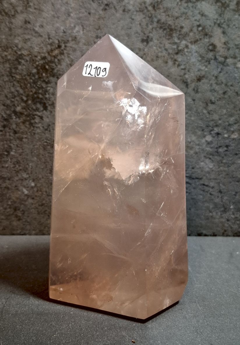 Stengarden.com - Lavendelkvarts, Spets / Torn - 1210gram