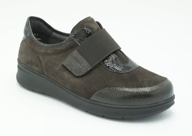 VDG by Kolpa Greta Brown – extra bred promenadsko med komfort och stil ...