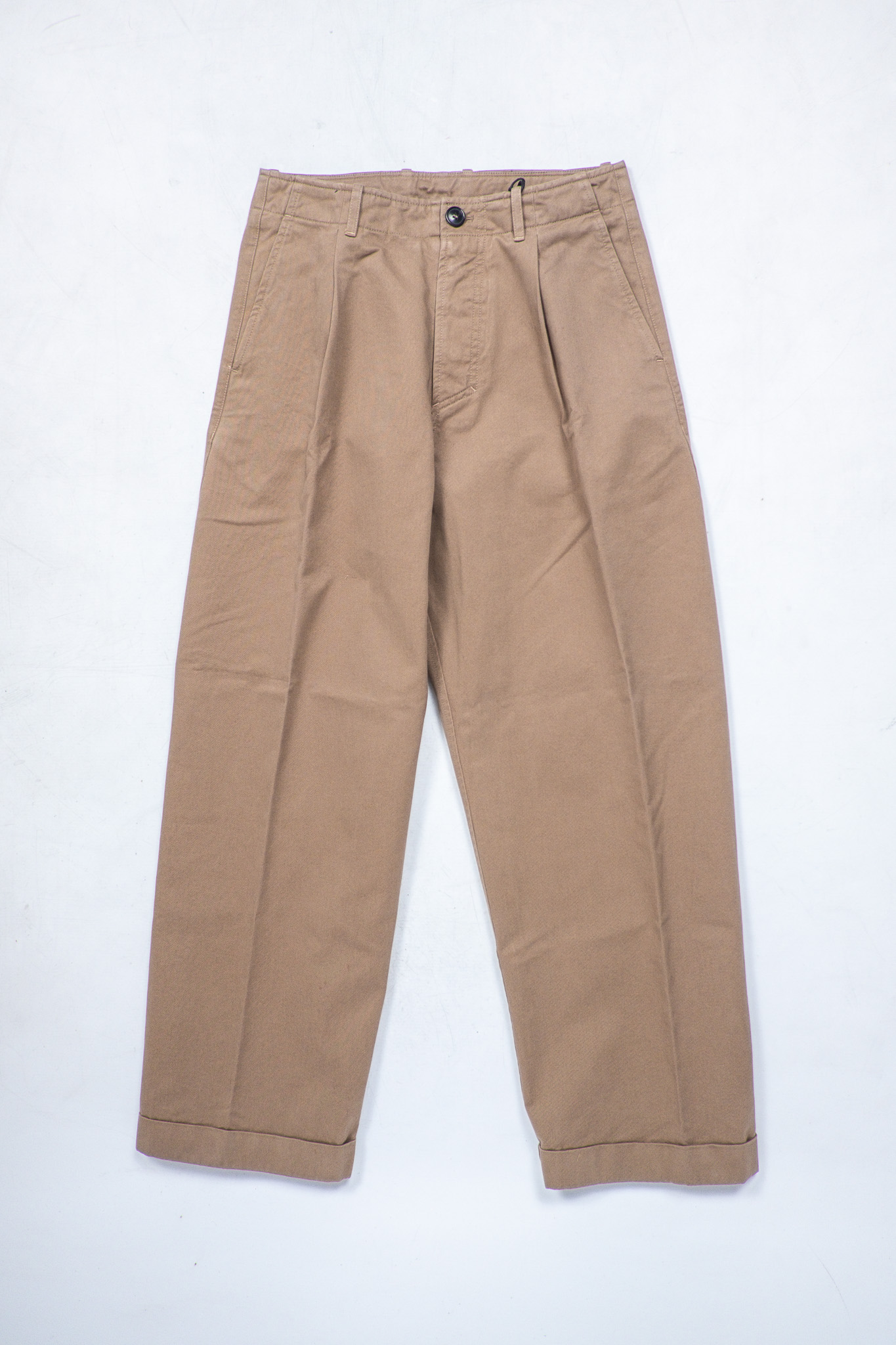 Hansen Garments - Bobby Wide Pleated Trousers Beige - Göteborg Manufaktur