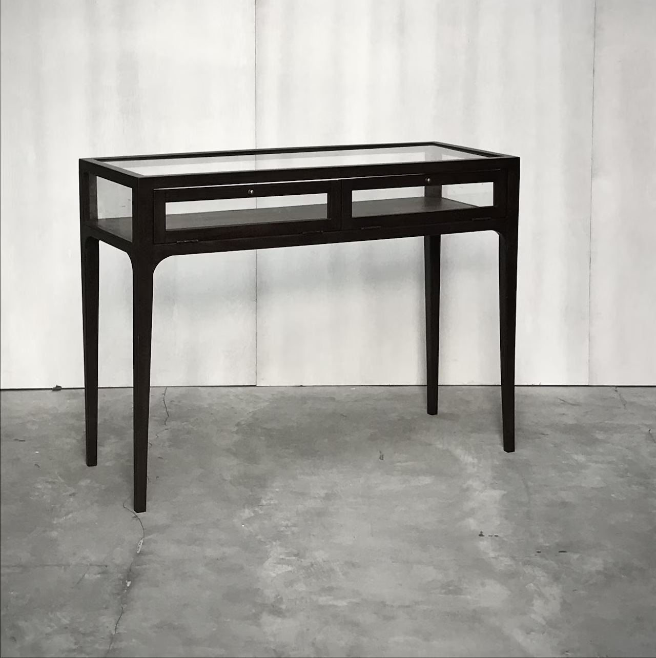 Norma display table - Fogelmarck