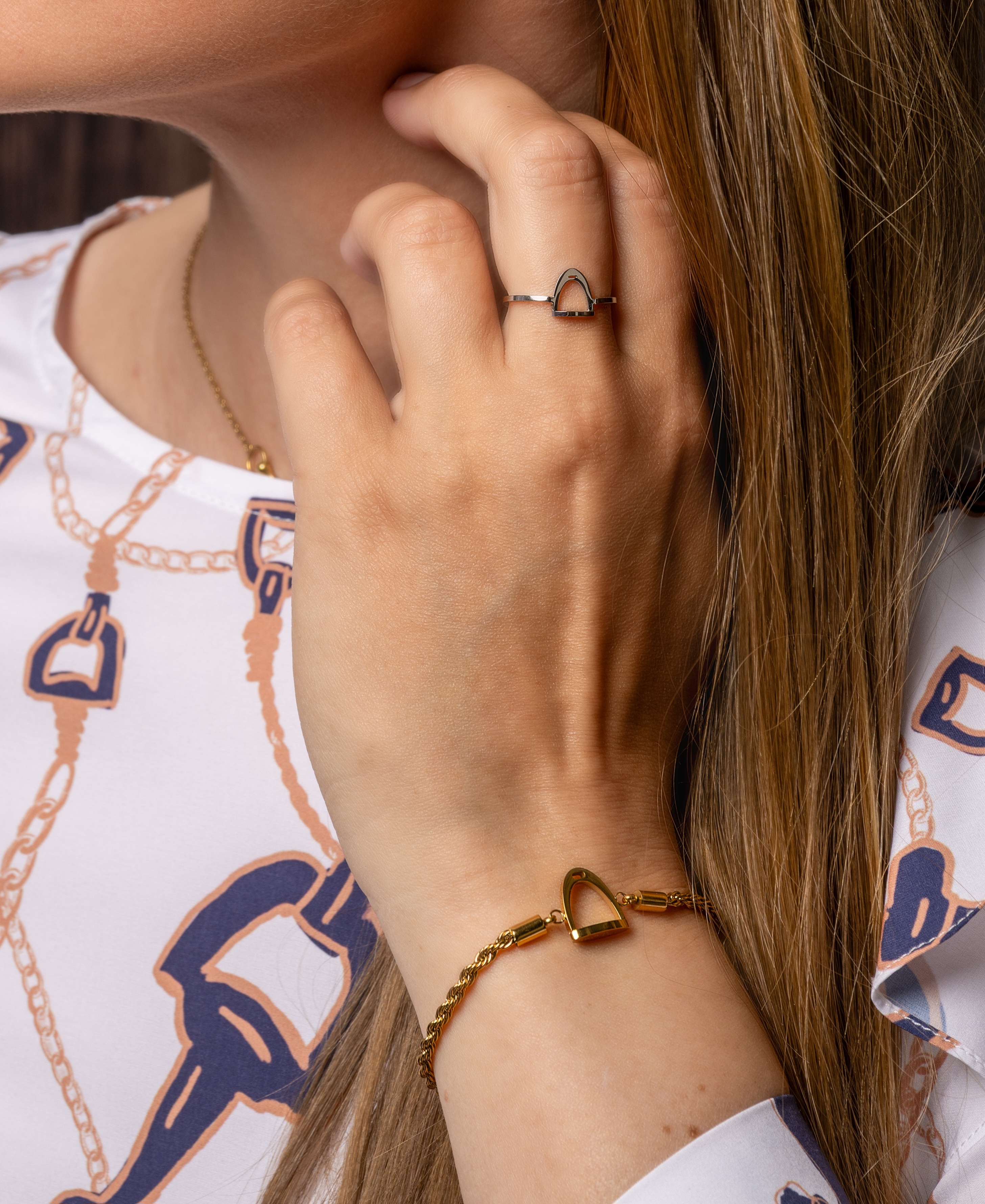 Stirrup Bracelet Gold - Odelberg Jewelry