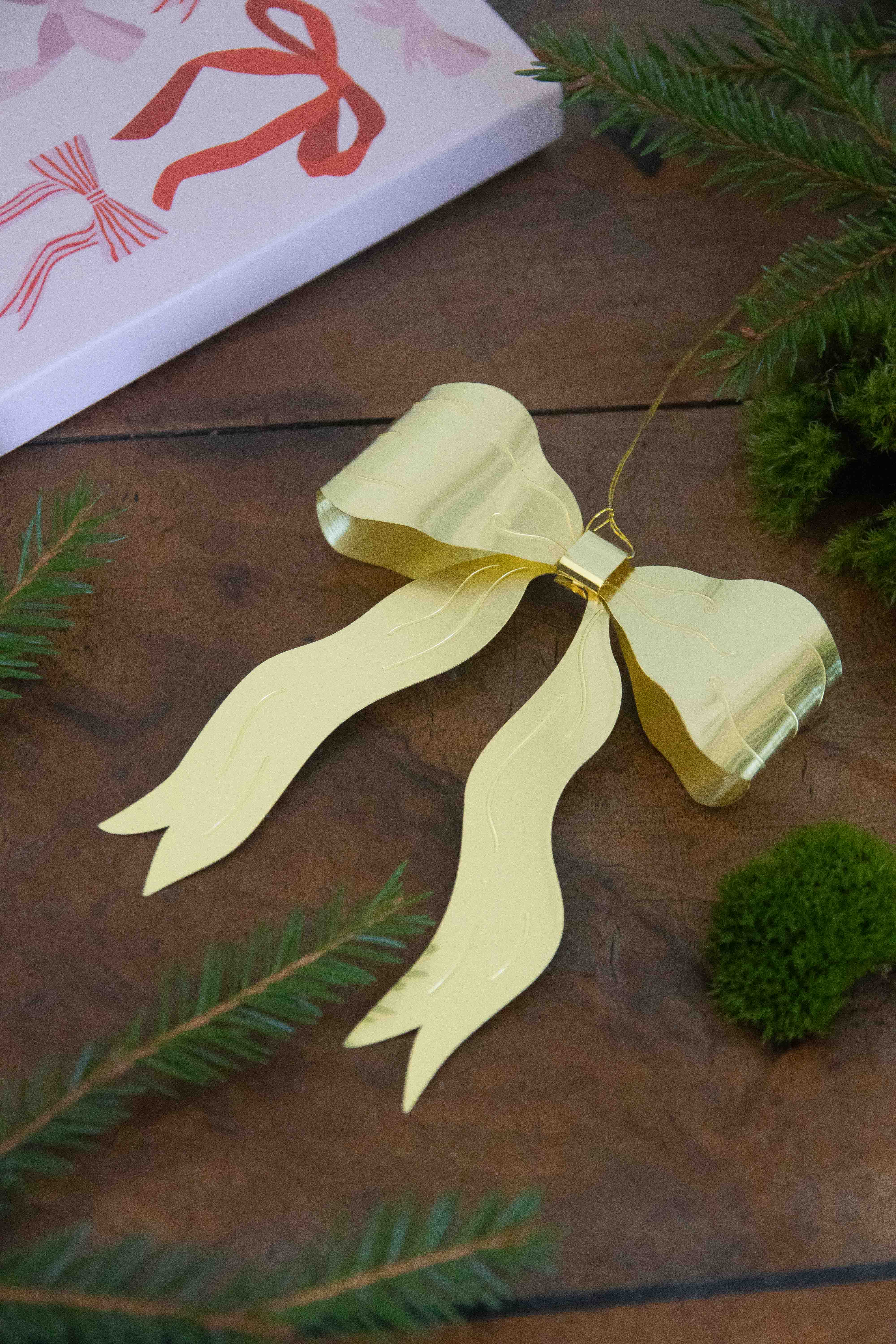 HANGING DECORATION BOW - Pluto Design Private customer