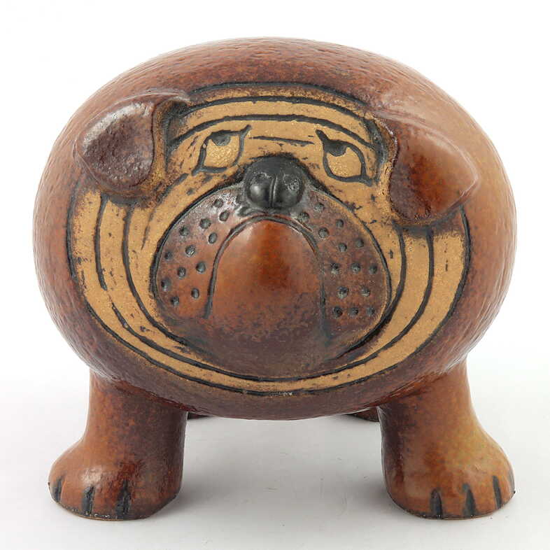 Lisa Larson’s dogs from Gustavsberg and K-studion