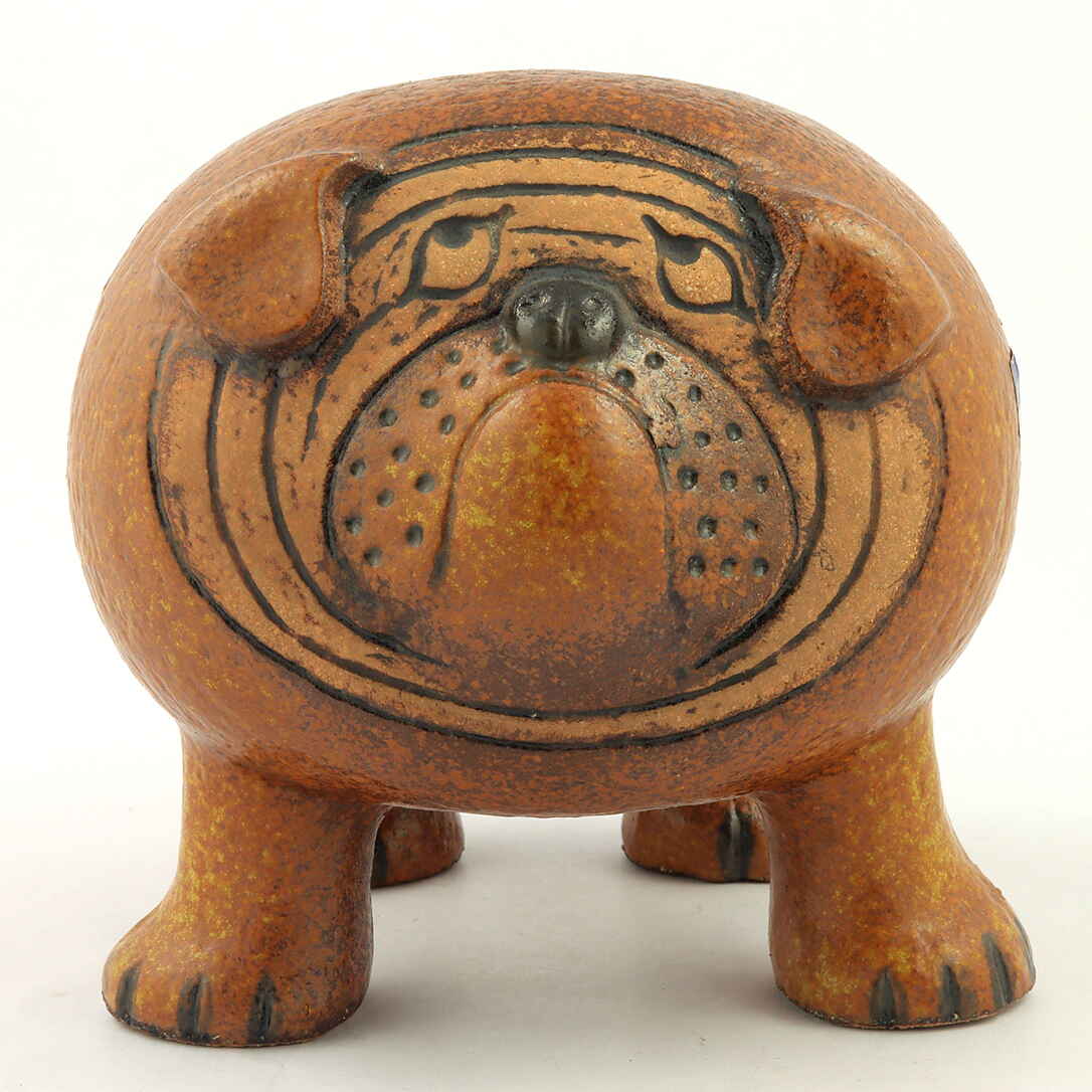 Lisa Larson’s dogs from Gustavsberg and K-studion