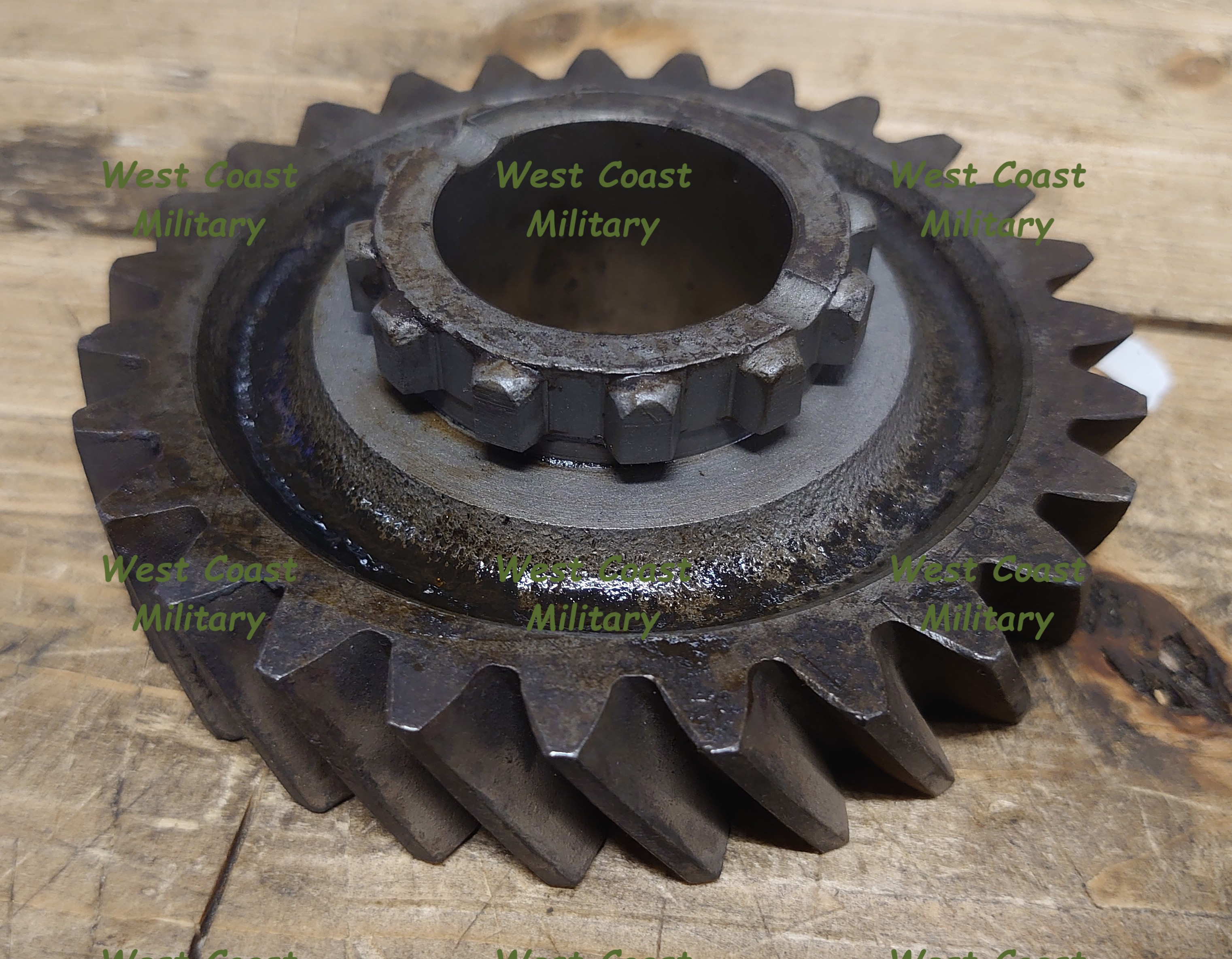 Output shaft gear 27 teeth - West coast military