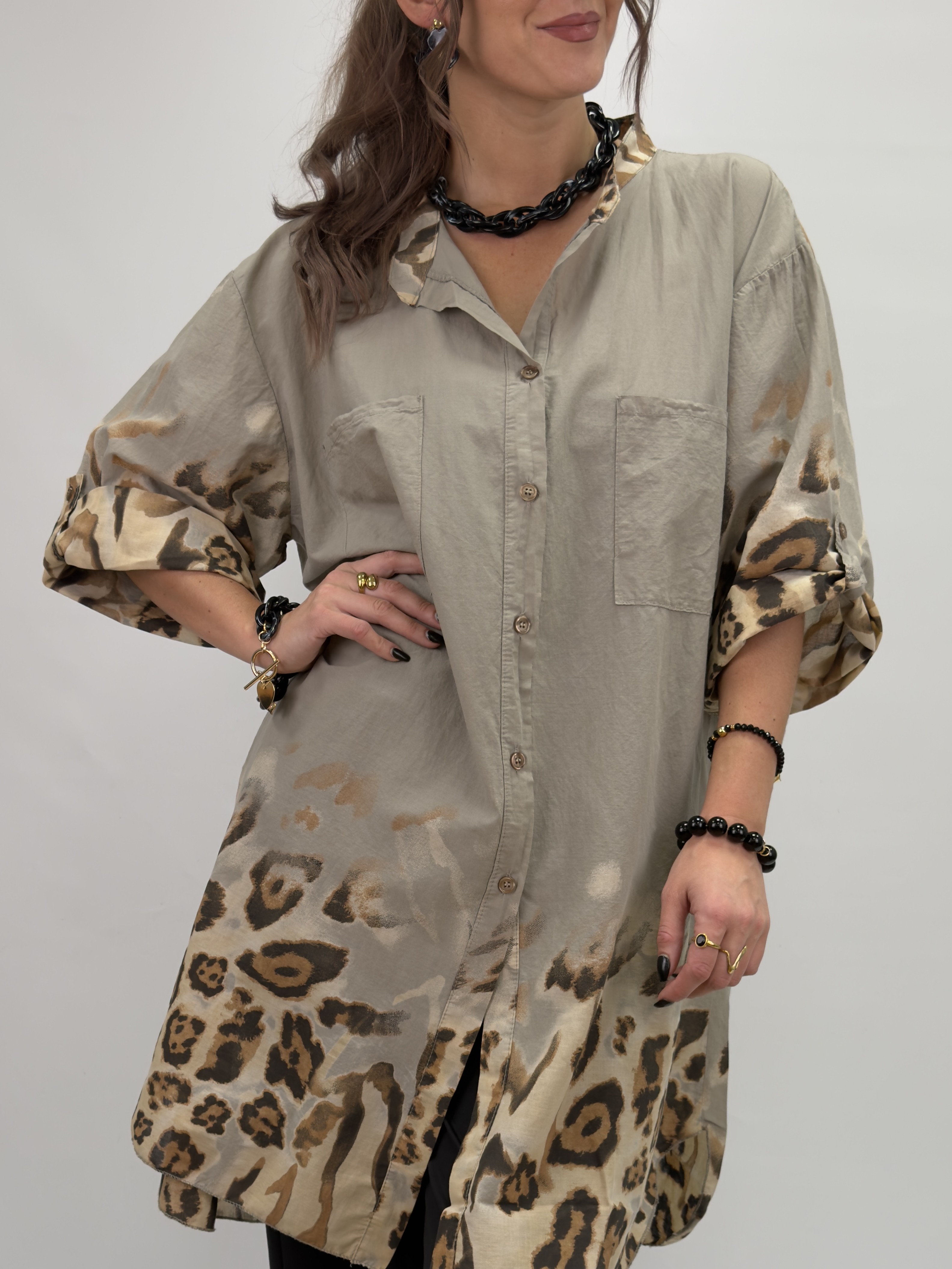 Leopardmönstrad skjortklänning - GEMINI SMYCKEN
