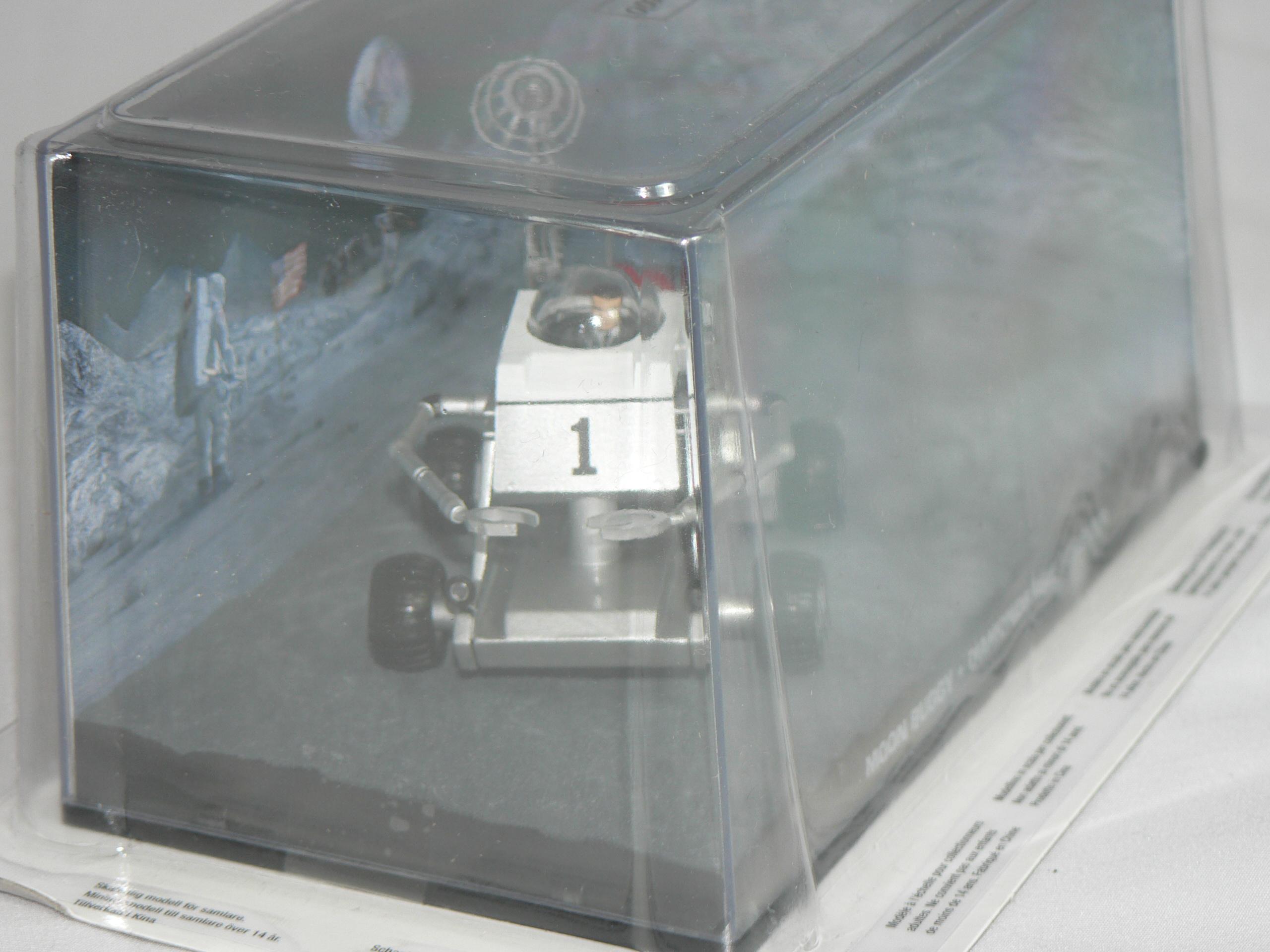 GL Modellbilar AB - Moon Buggy 1:43 James Bond Diamonds are forever