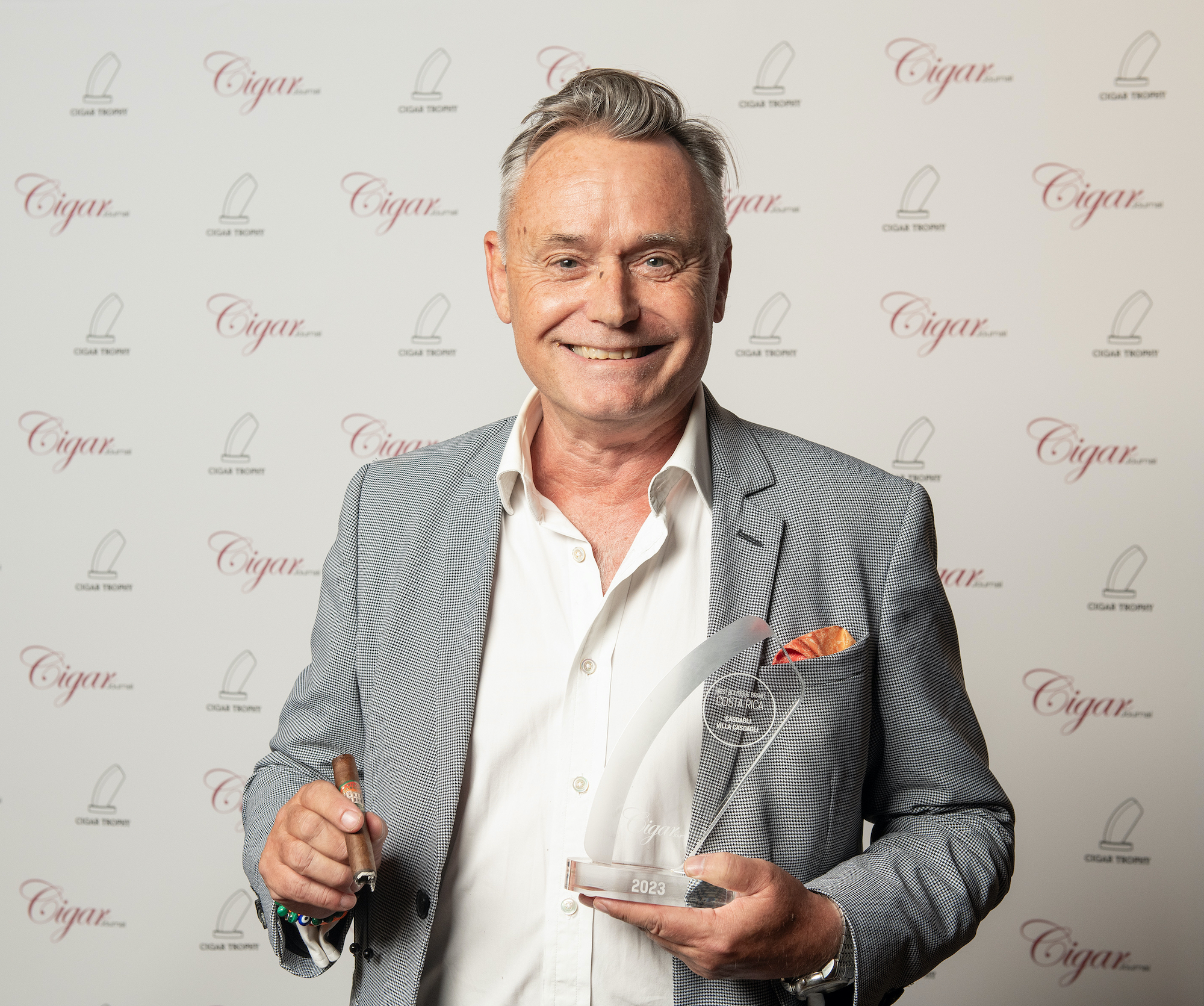 Casdagli Cigars – Luxury, Elegance & Tradition - Kind Cigars - Your ...