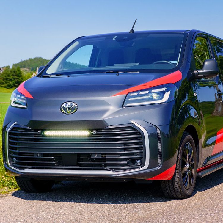Toyota Proace 2023+ Grille Kit - Linear 18 Elite+ - Extraljuskungen.se