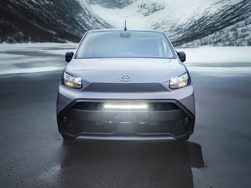 Toyota Proace City 2023+ Grille Kit - Linear 18 Elite+ - Ekstralyskongen.no