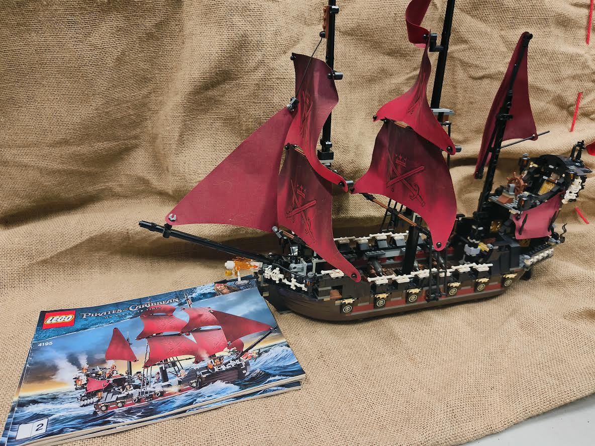 LEGO 4195 Queen anne's revenge (used) - Robbis Hobby Shop
