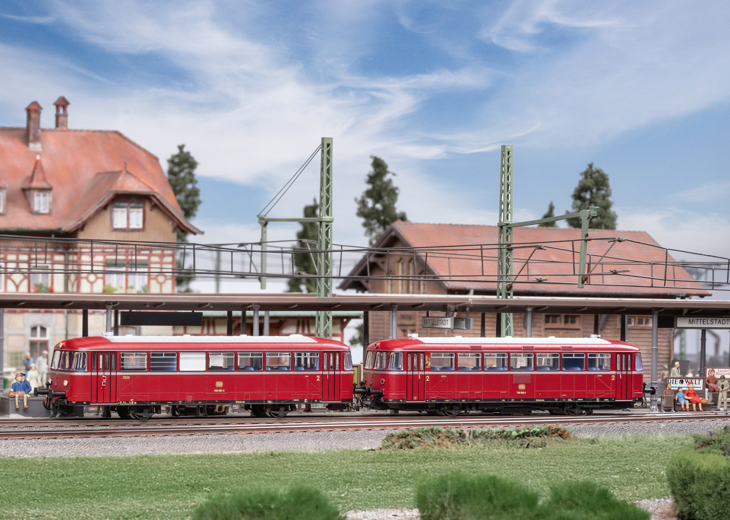 Class 798 Rail Bus with Class 998 Control Car - Habo Hobby