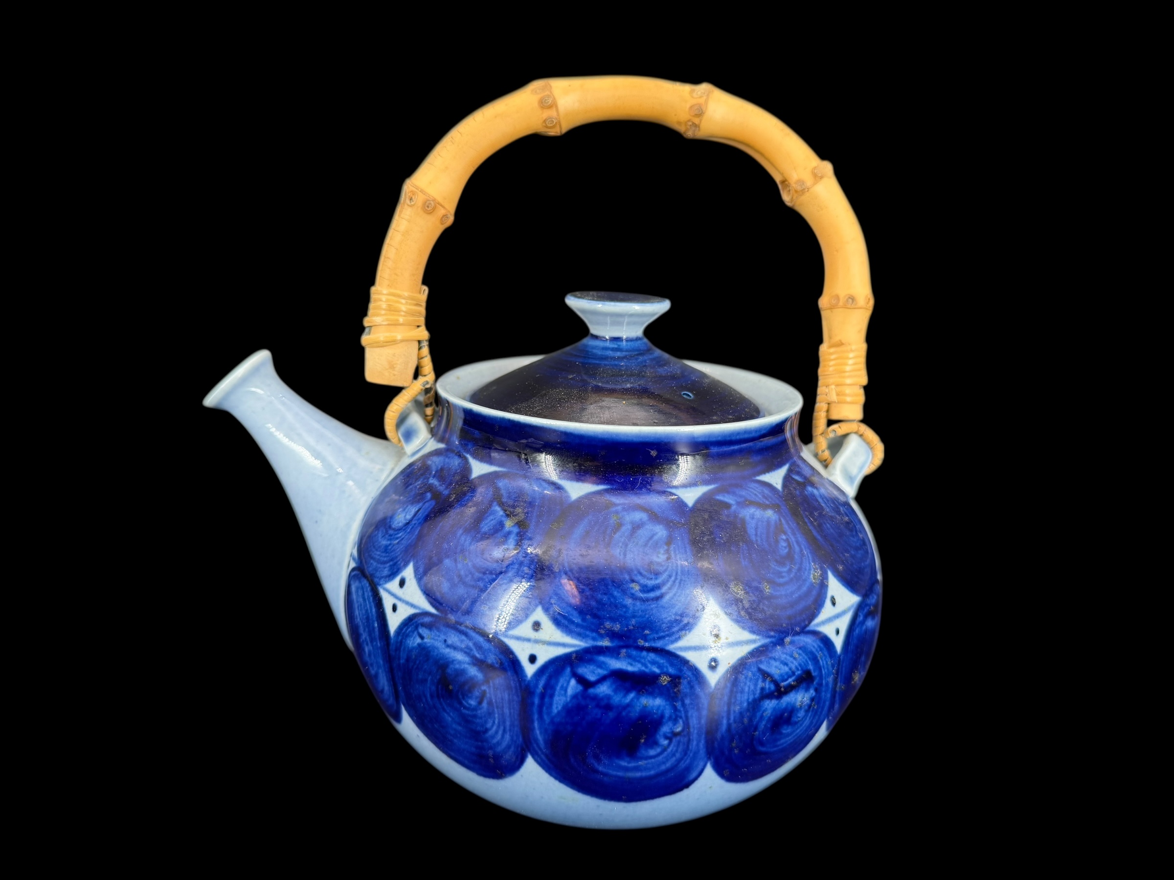 Gustavsberg, LISA LARSON. "Té kanna", from the series "Matilda ...