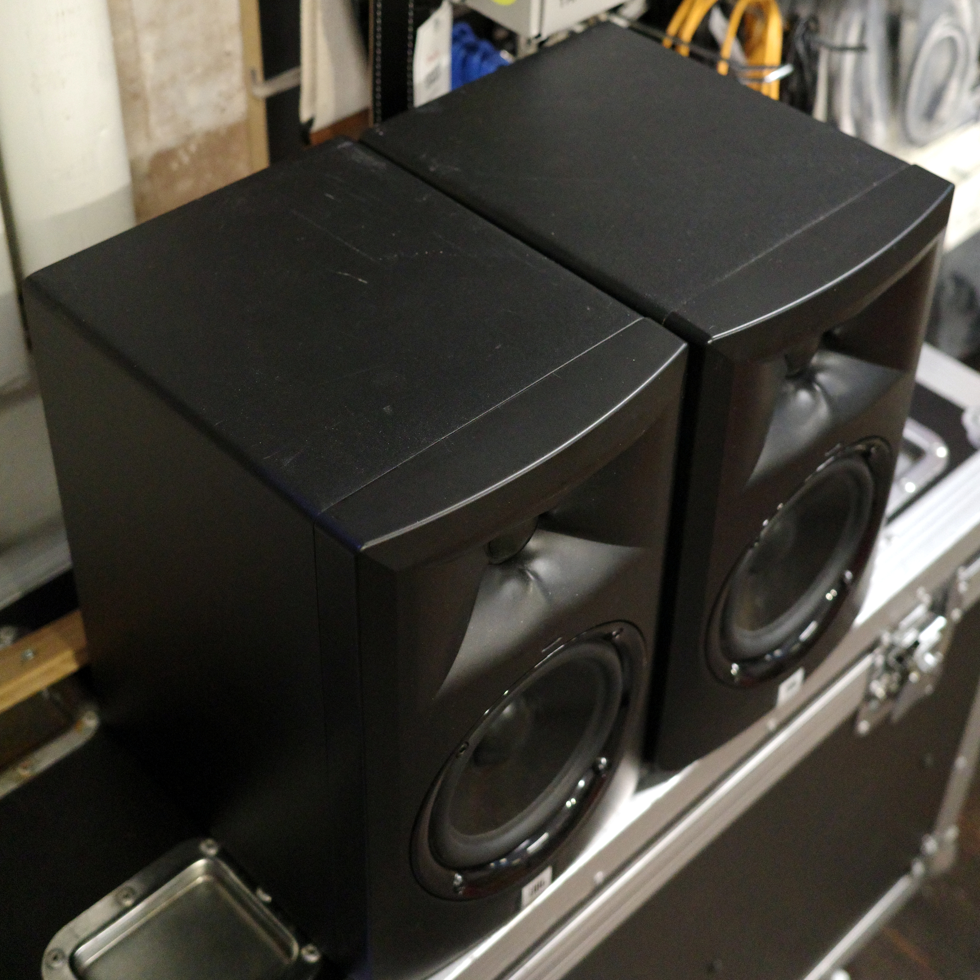 JBL LSR305, beg - JAM