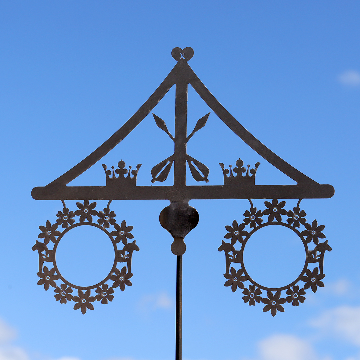 VACKER MIDSOMMAR rostar - Trådspira Idé & Design