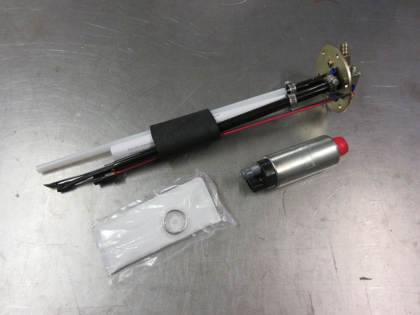 Bränslepump Tankmont. 255 lph U9-tankar - JOCAR Hot Rods & Steelworks AB