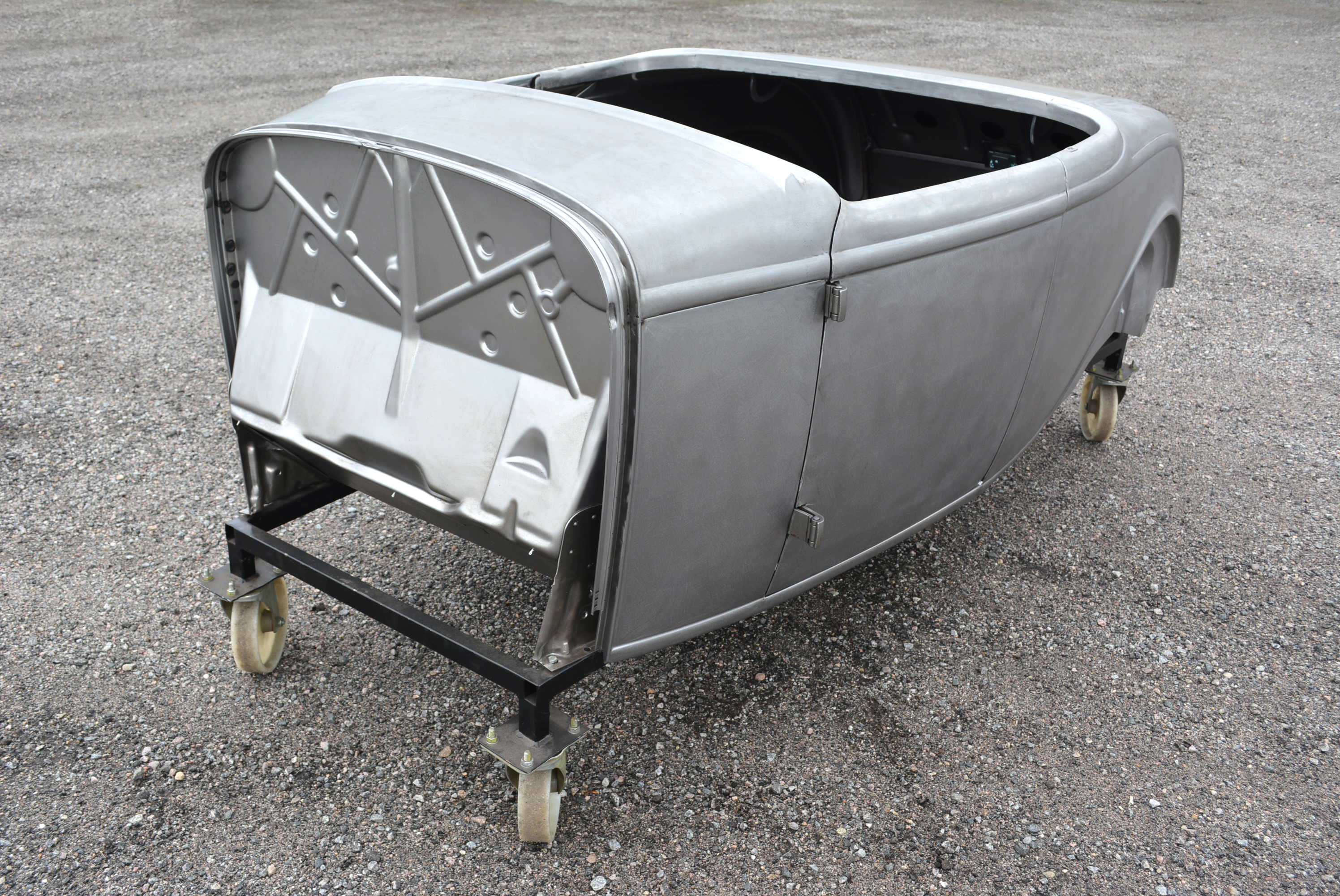 1932 Roadster Body Assembled - JOCAR Hot Rods & Steelworks AB