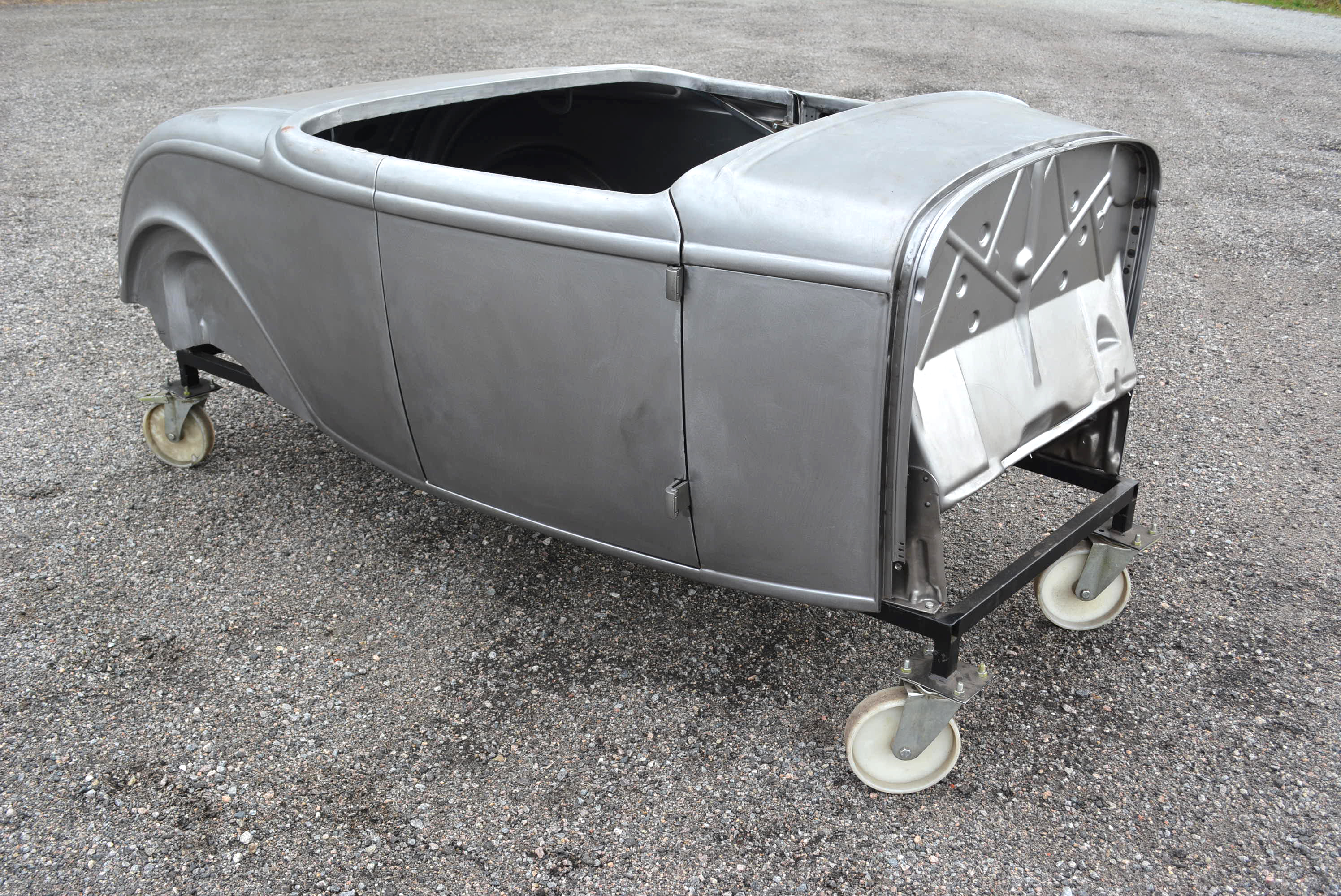 1932 Roadster Body Assembled - JOCAR Hot Rods & Steelworks AB