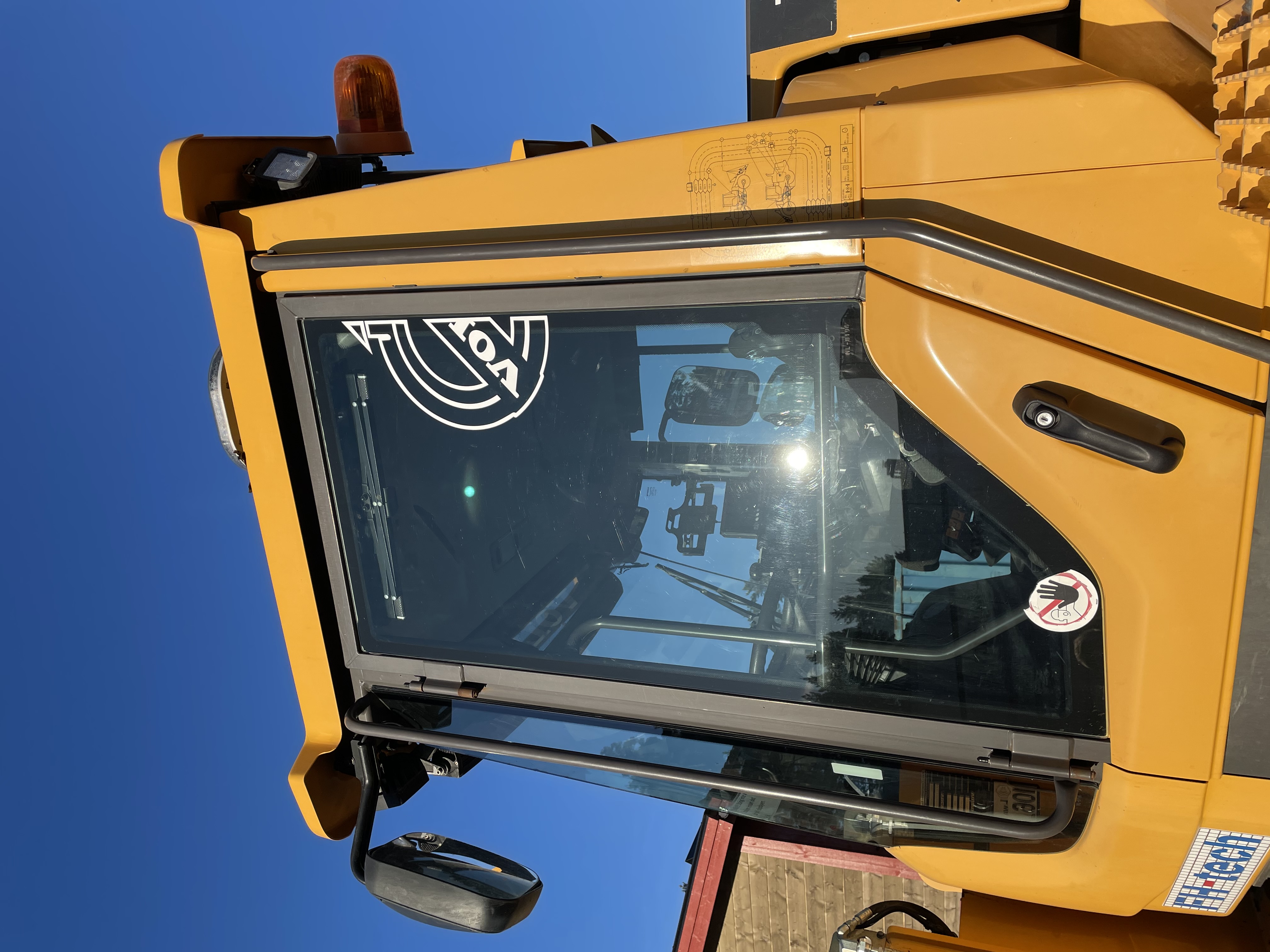 Volvo window decal - Fordon262