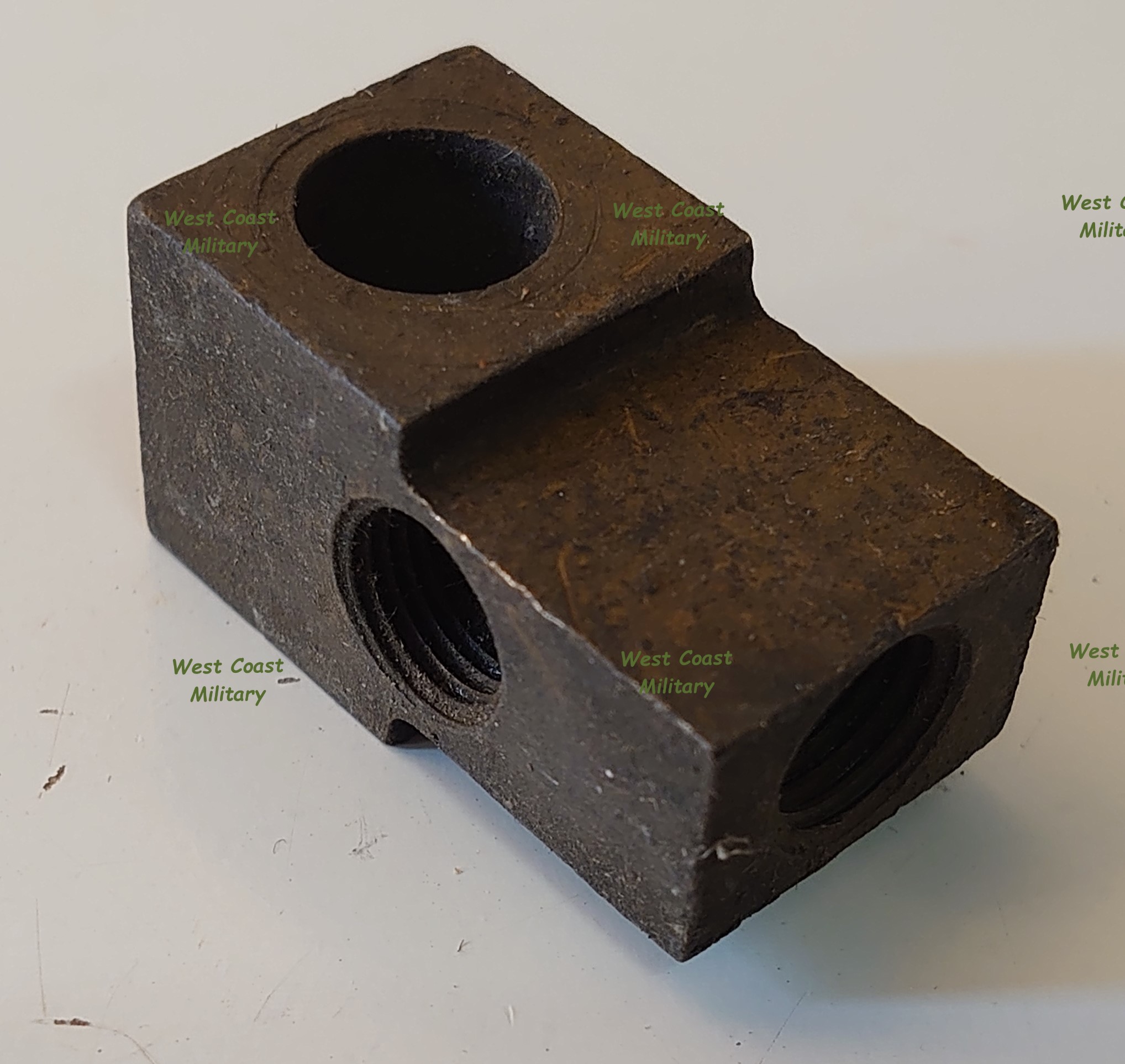 Connector tee rear axle - West coast military