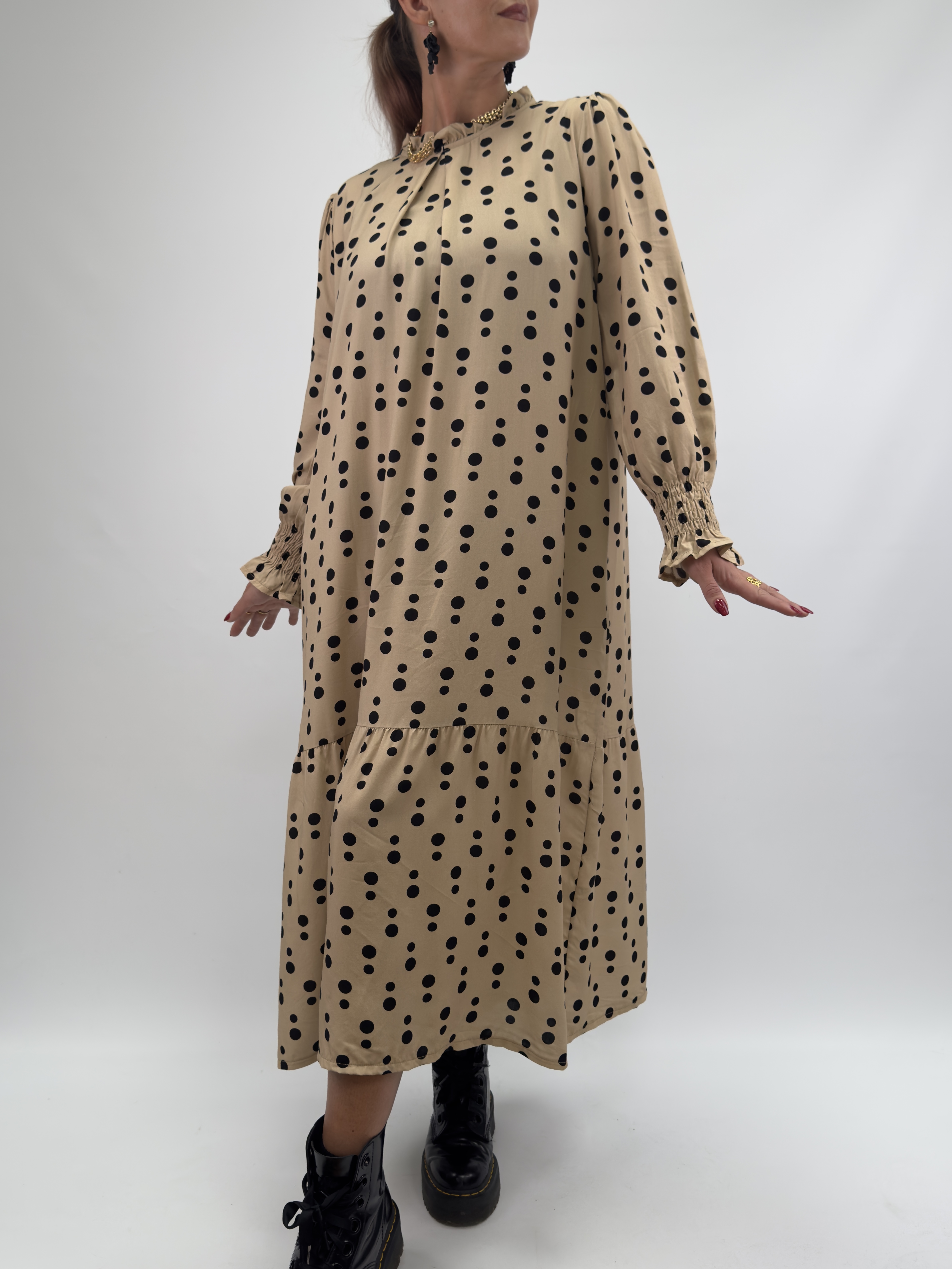 Prickig midiklänning - GEMINI SMYCKEN